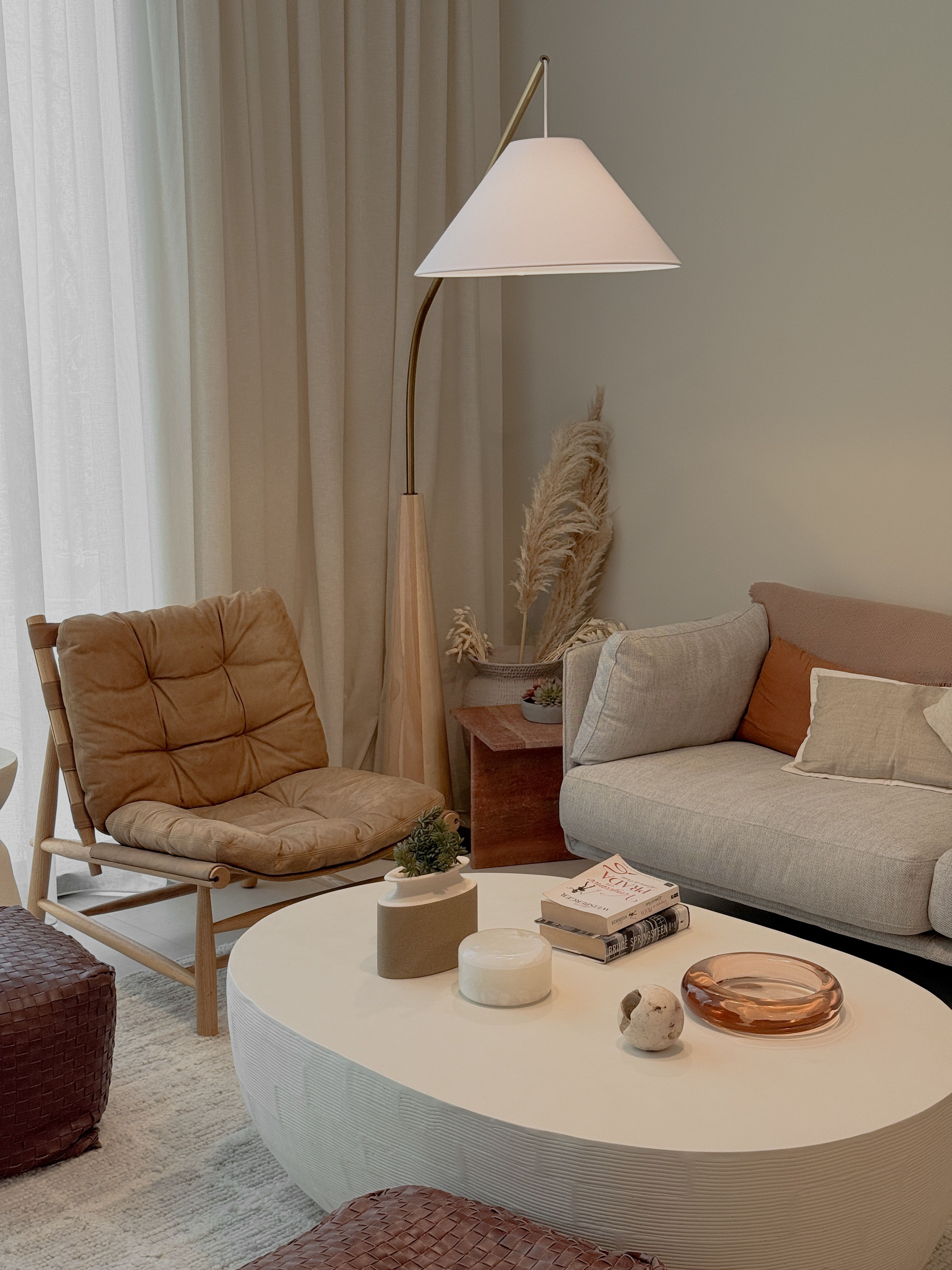 Modern Minimalist Living Room with Neutral Tones · Free Stock Photo