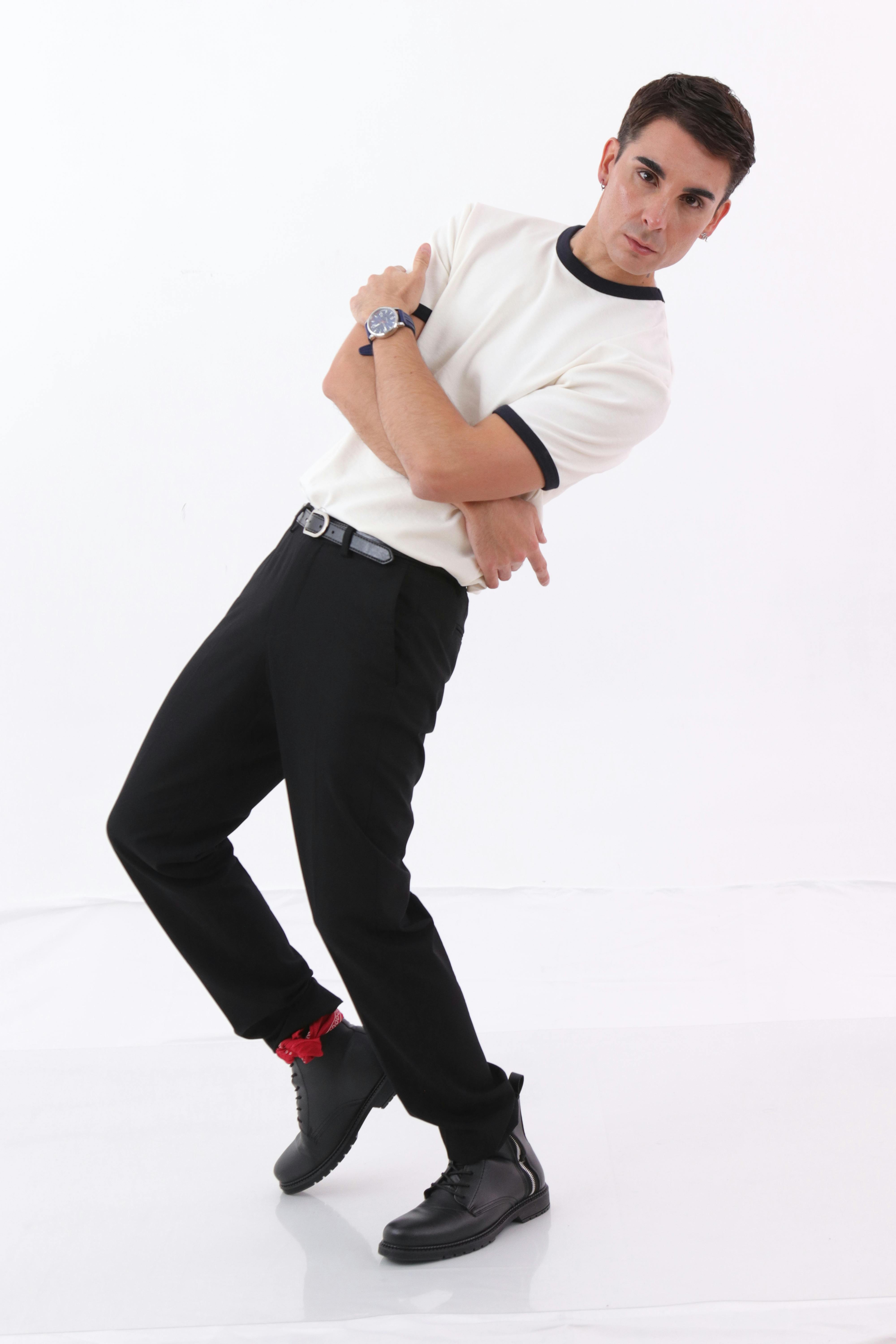 Pose Reference Photos, Download The BEST Free Pose Reference Stock ...