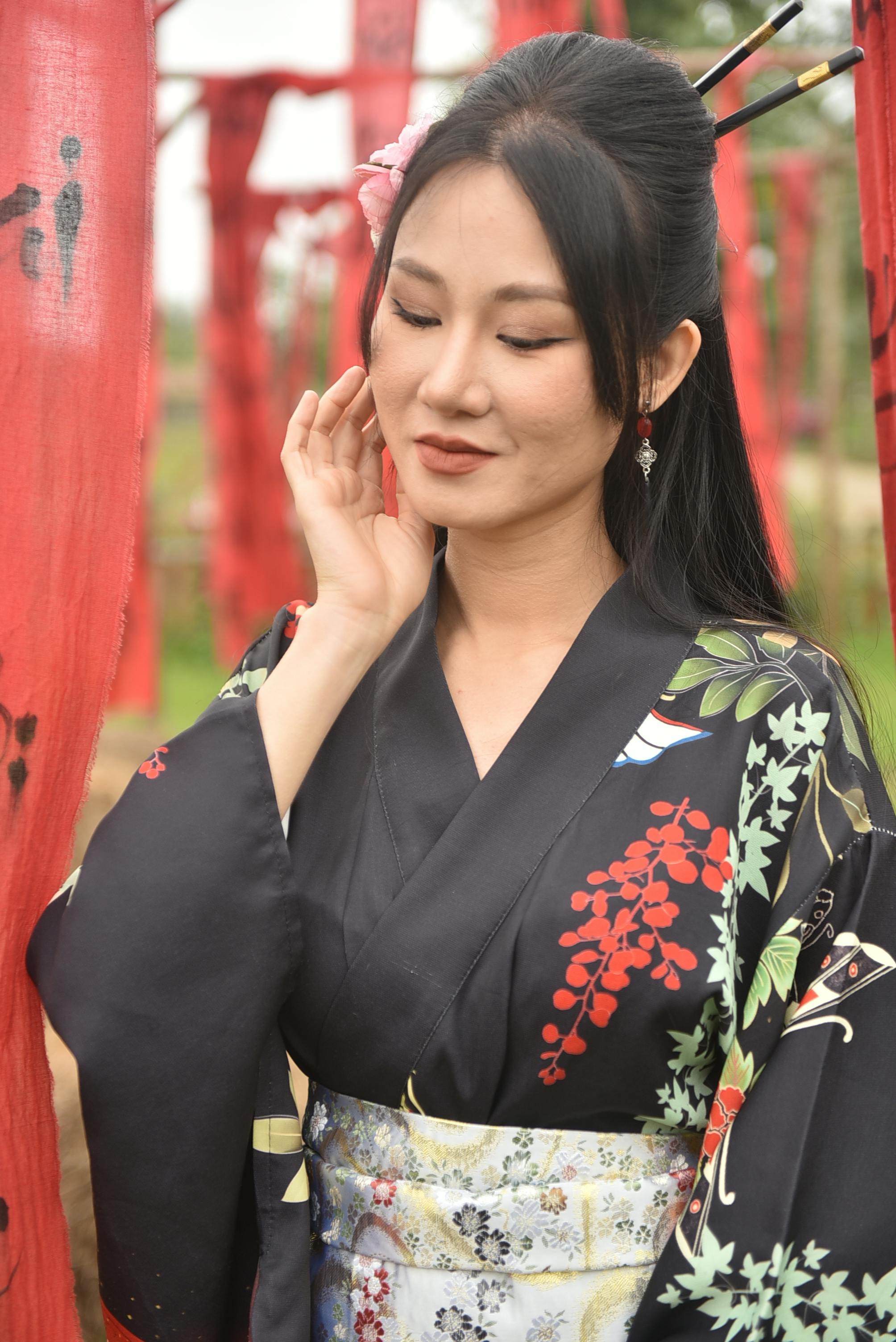 Portrait of Woman in Traditional Kimono Outdoors · Free Stock Photo