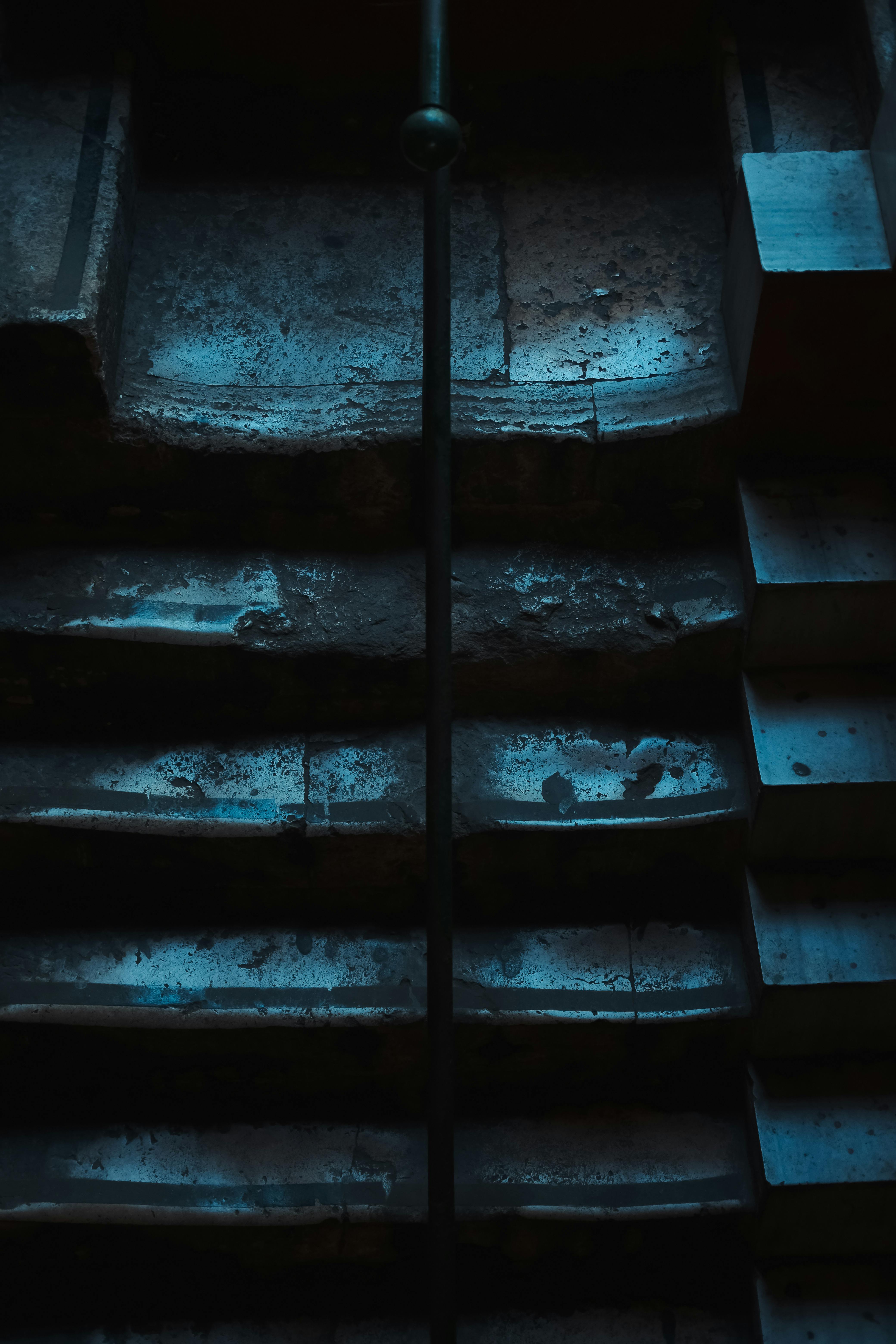 Abstract Industrial Ventilation Grate in Moody Lighting · Free Stock Photo