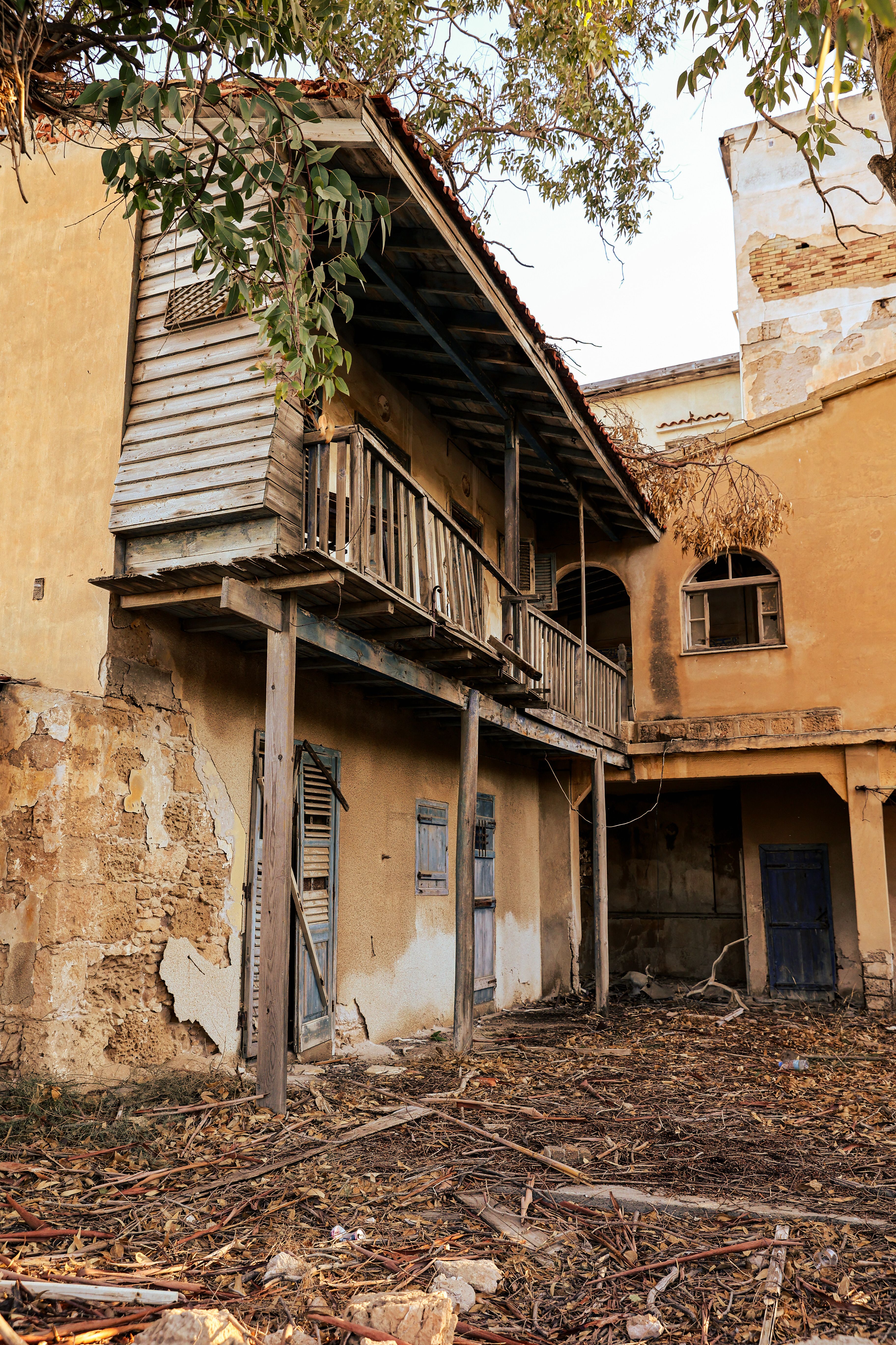 Creepy Old Building Textures Photos, Download The BEST Free Creepy Old ...