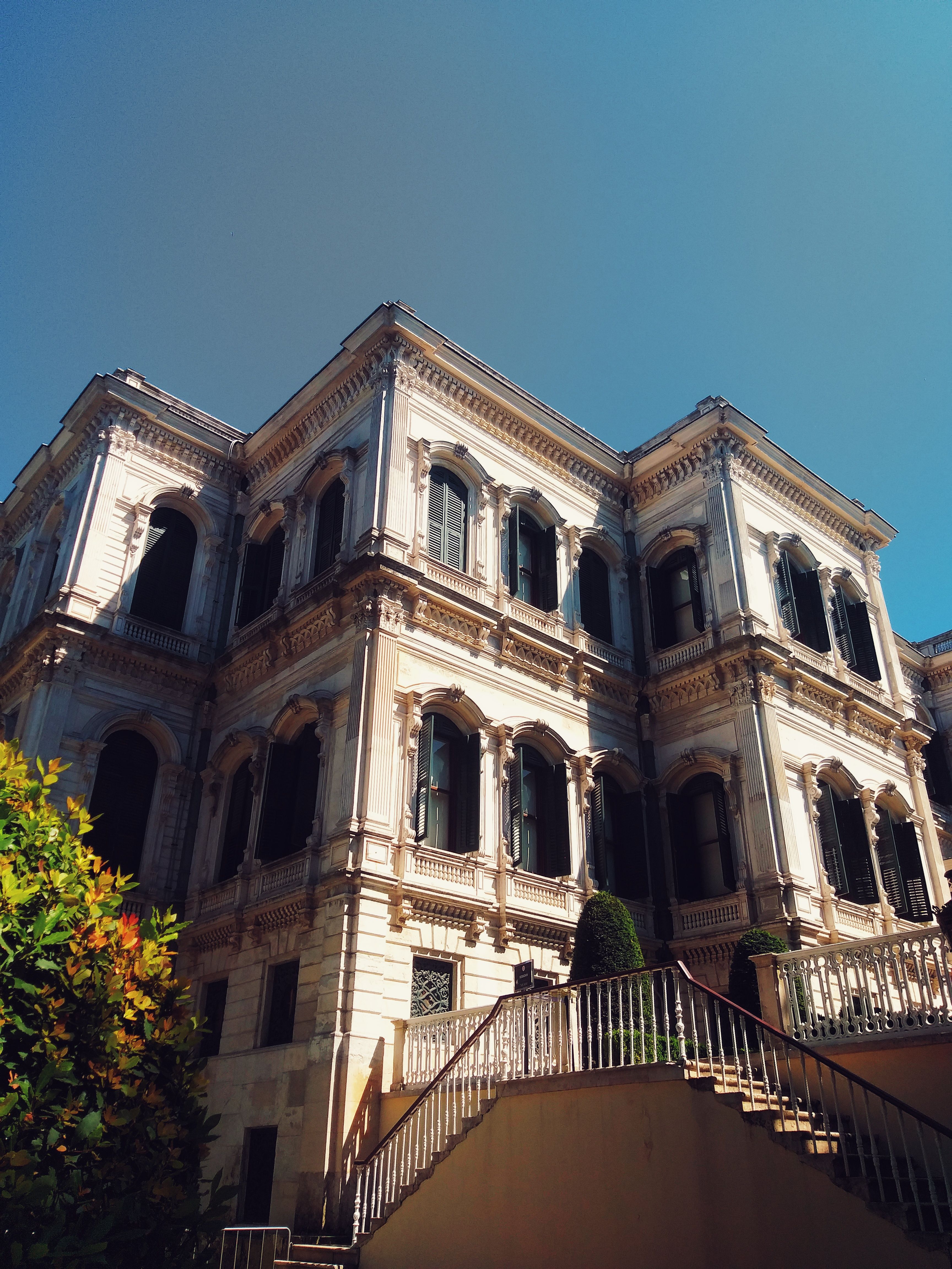 Historic İstanbul Architecture Under Blue Sky · Free Stock Photo