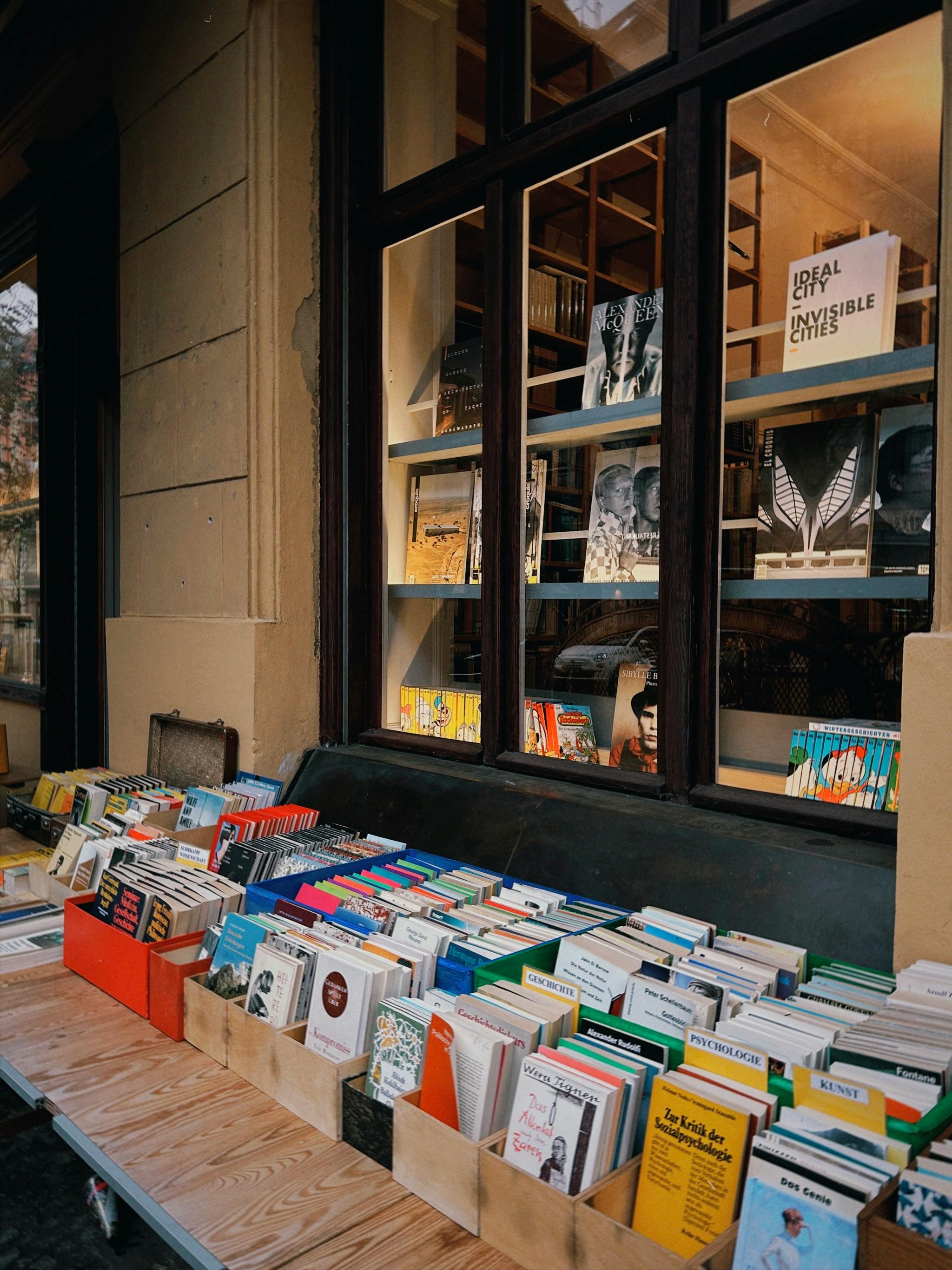 Charming Bookshop with Outdoor Display in Berlin · Free Stock Photo