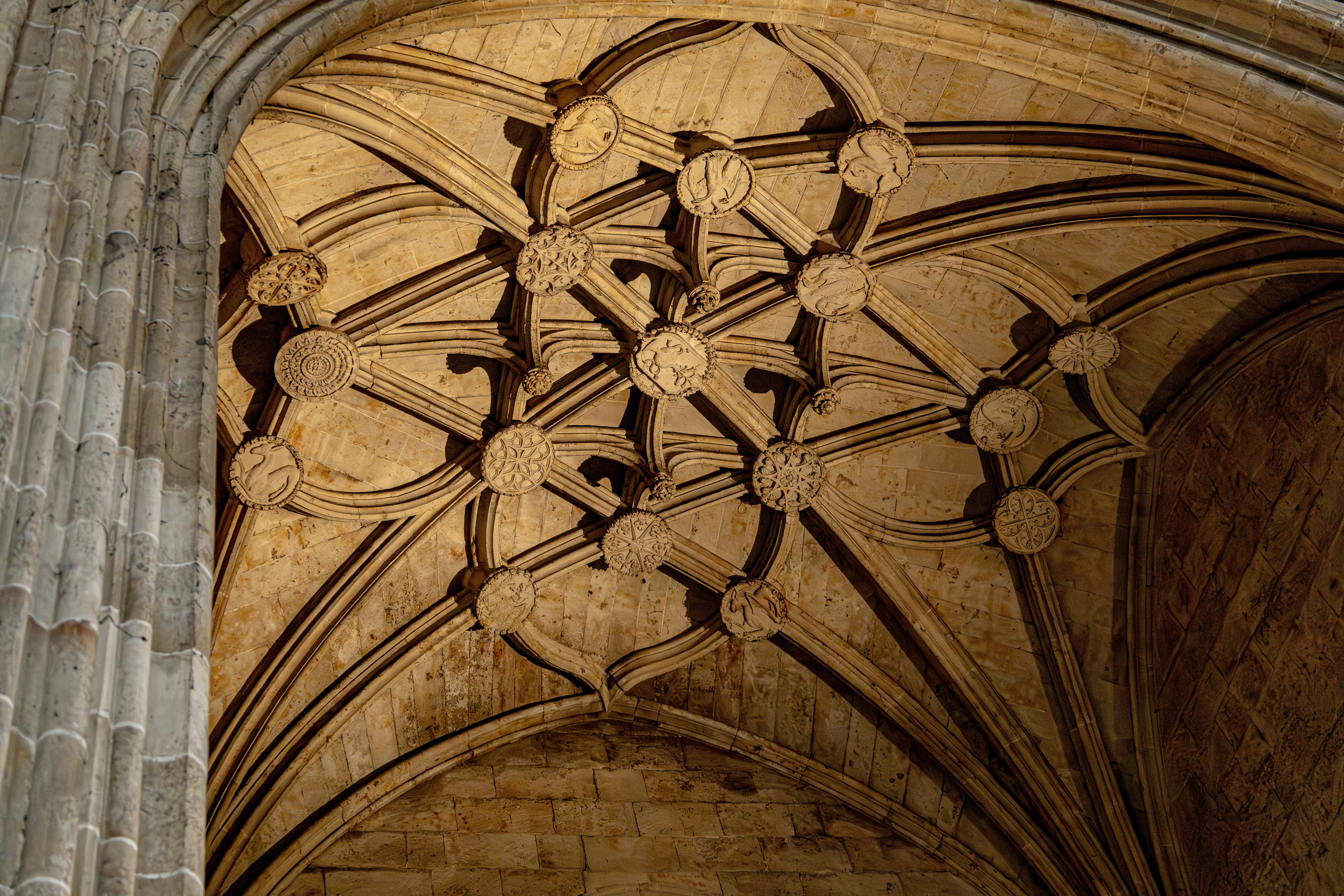 Ornate Gothic Cathedral Ceiling Architecture · Free Stock Photo