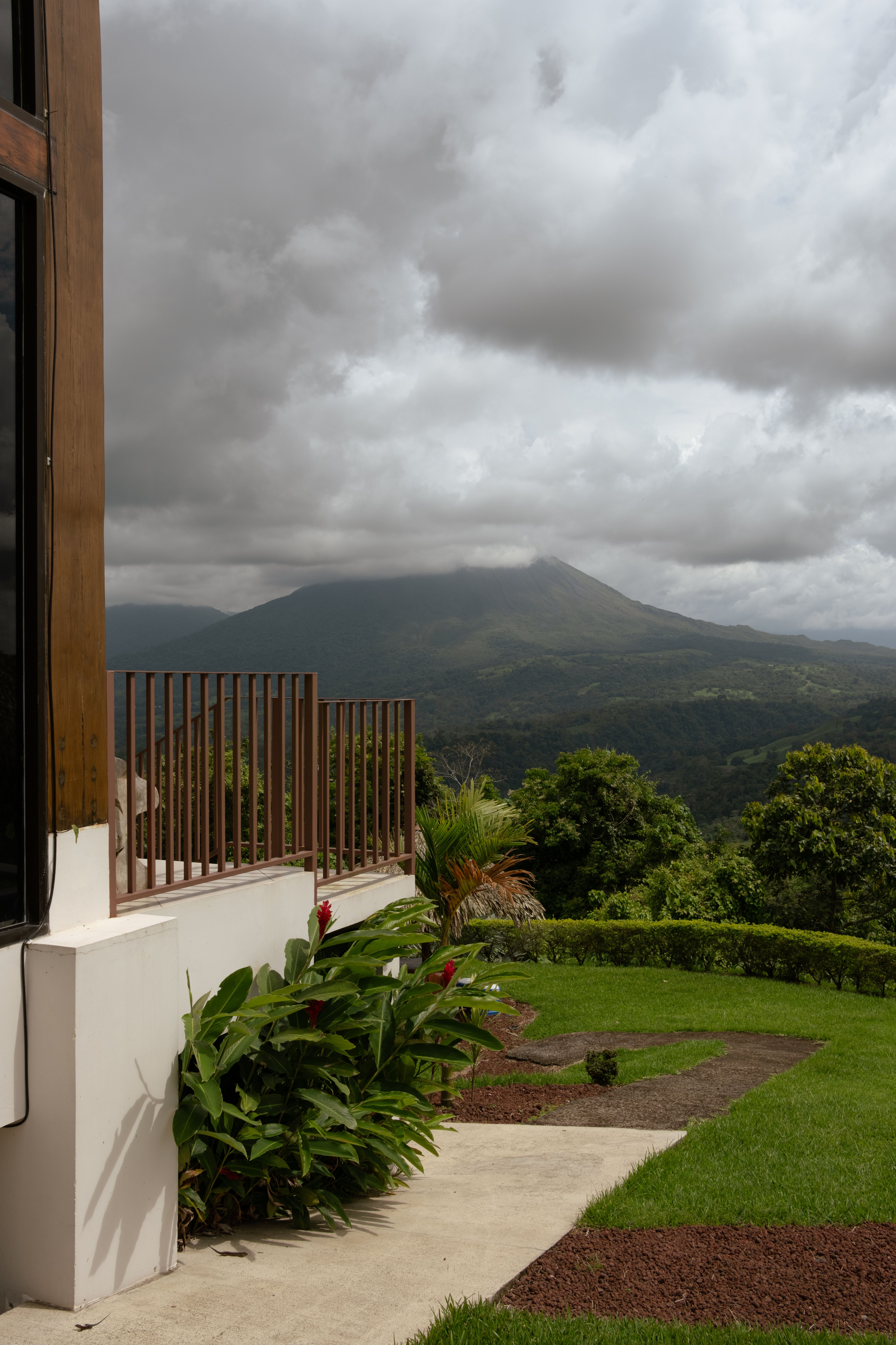 Scenic Mountain View from Modern Backyard · Free Stock Photo
