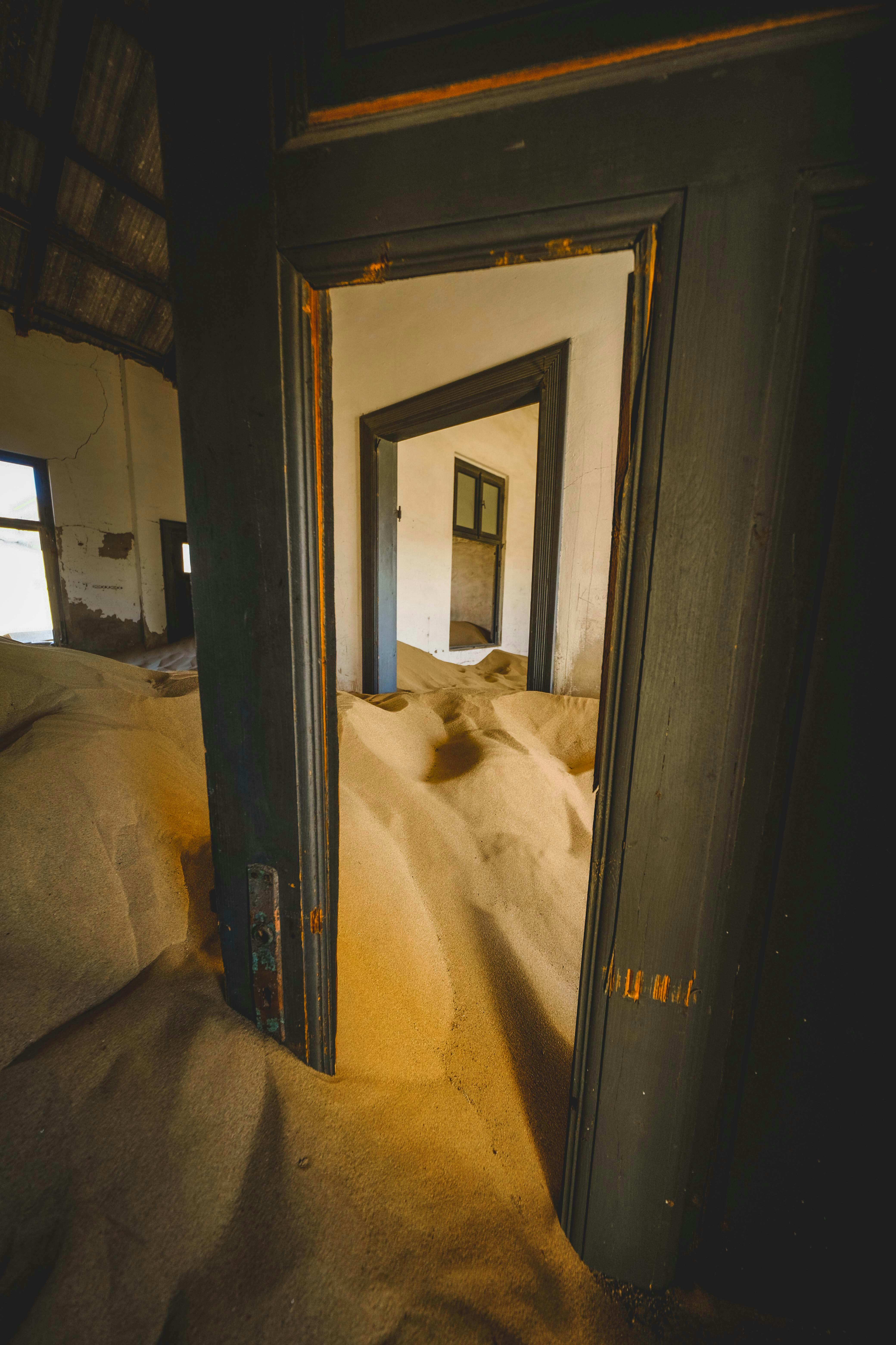 Isolation House Photos, Download The BEST Free Isolation House Stock ...