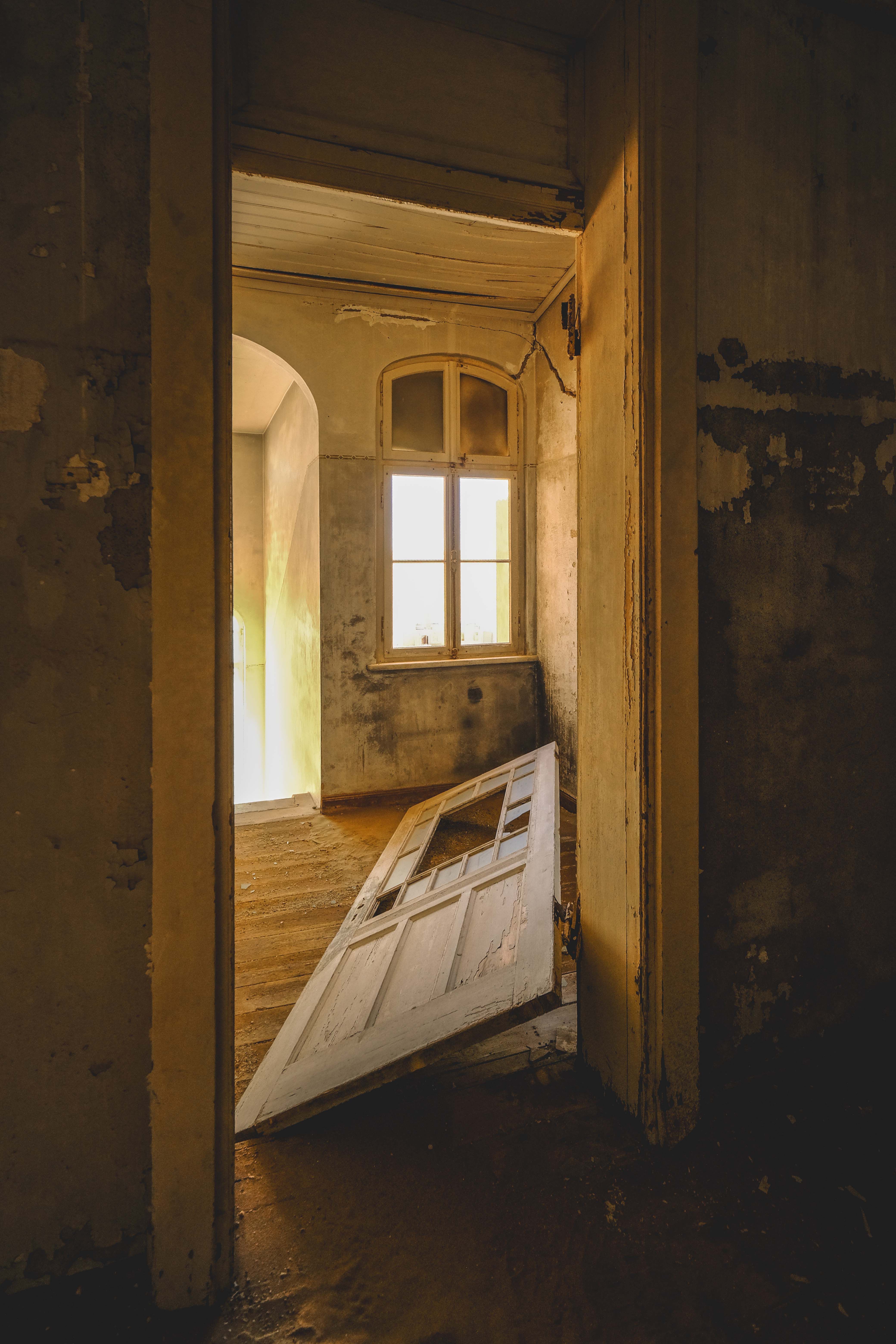 Abandoned House Interior Photos, Download The BEST Free Abandoned House ...