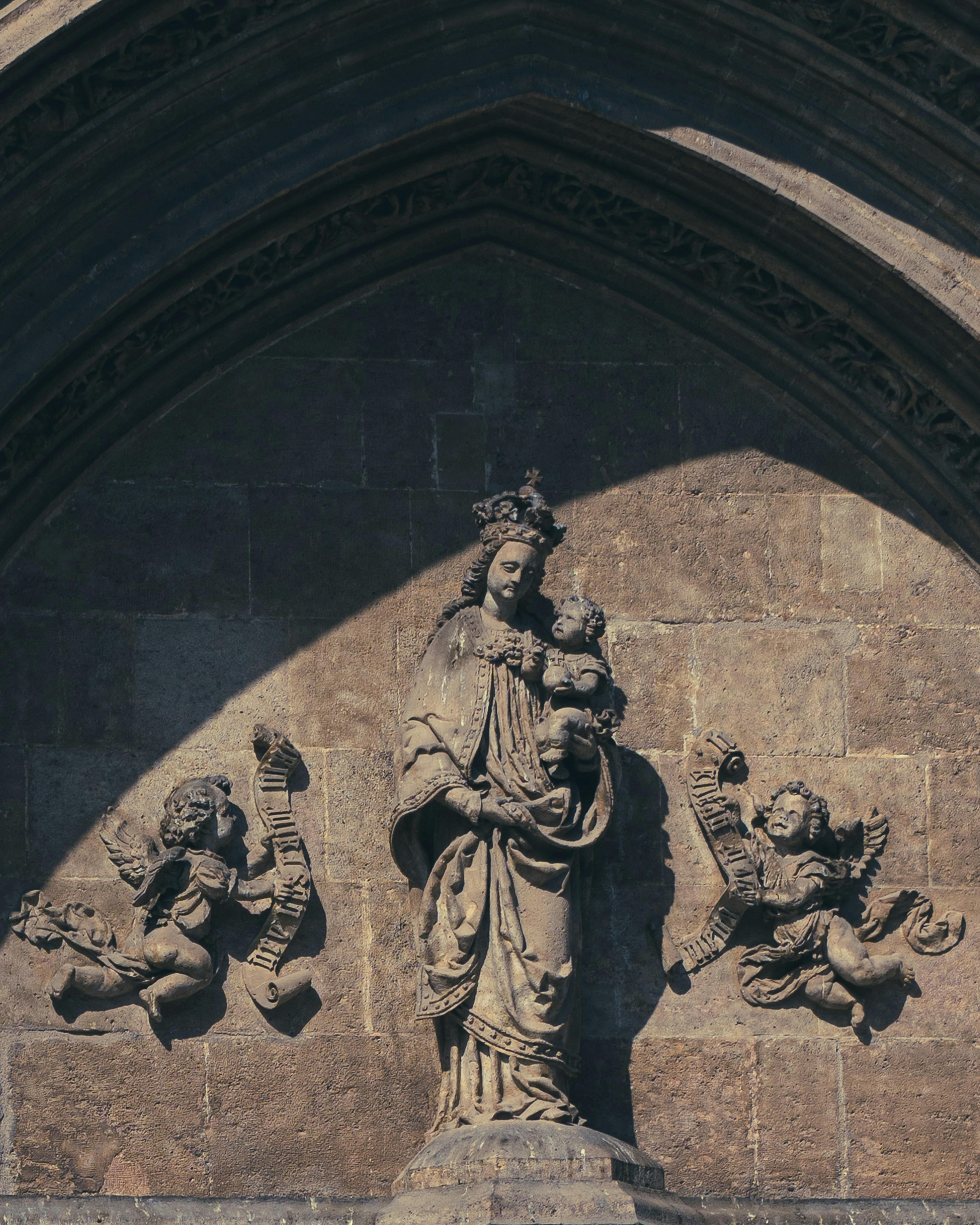 Gothic Stone Carvings on Church Facade · Free Stock Photo