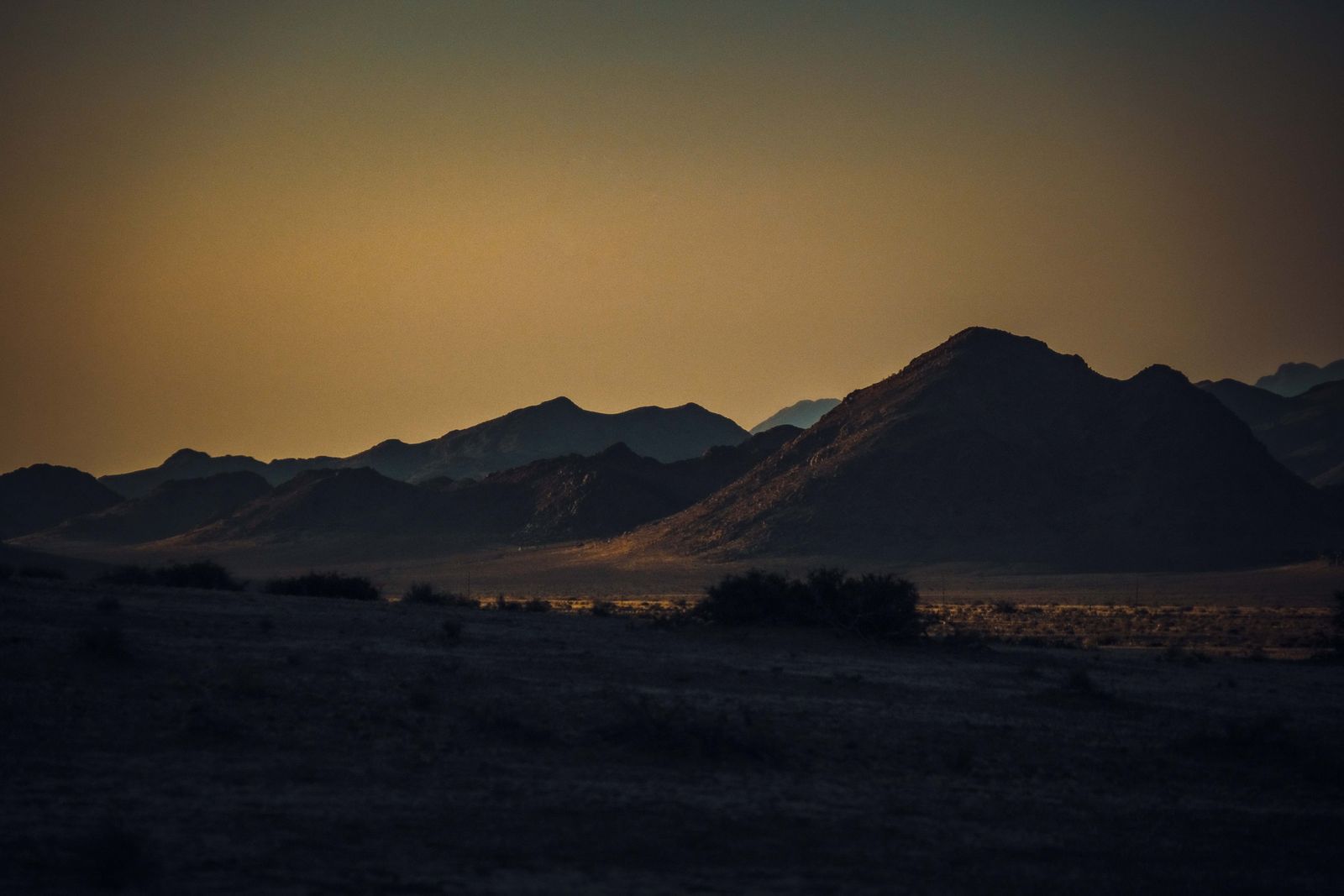 Desert Landscape Mountain Photos, Download The BEST Free Desert ...
