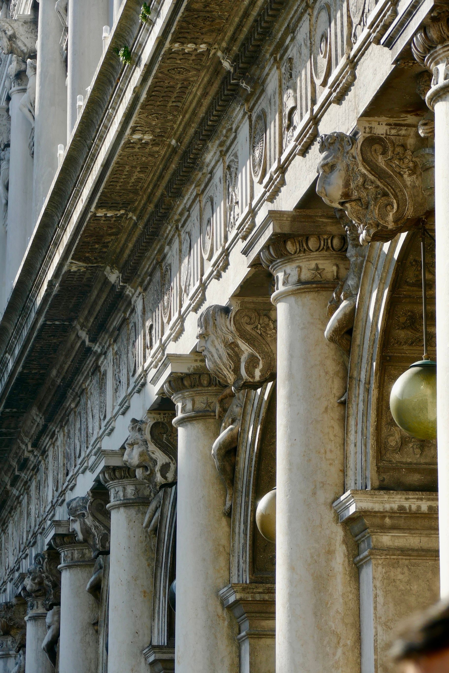 Elegant Venetian Architecture with Detailed Columns · Free Stock Photo