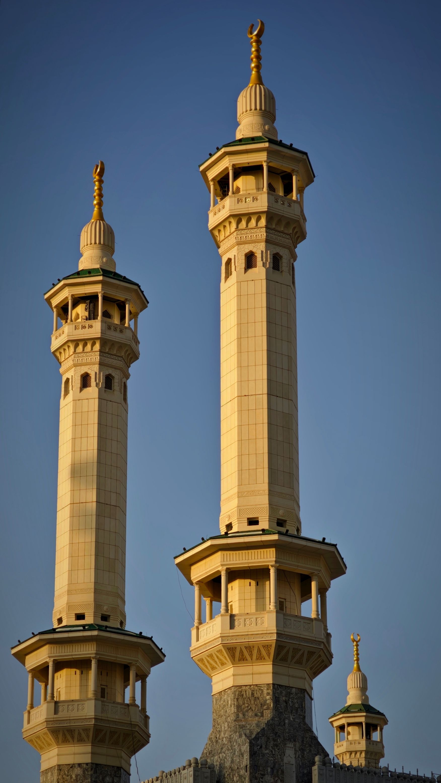Minaretes De La Gran Mezquita De La Meca · Foto de stock gratuita