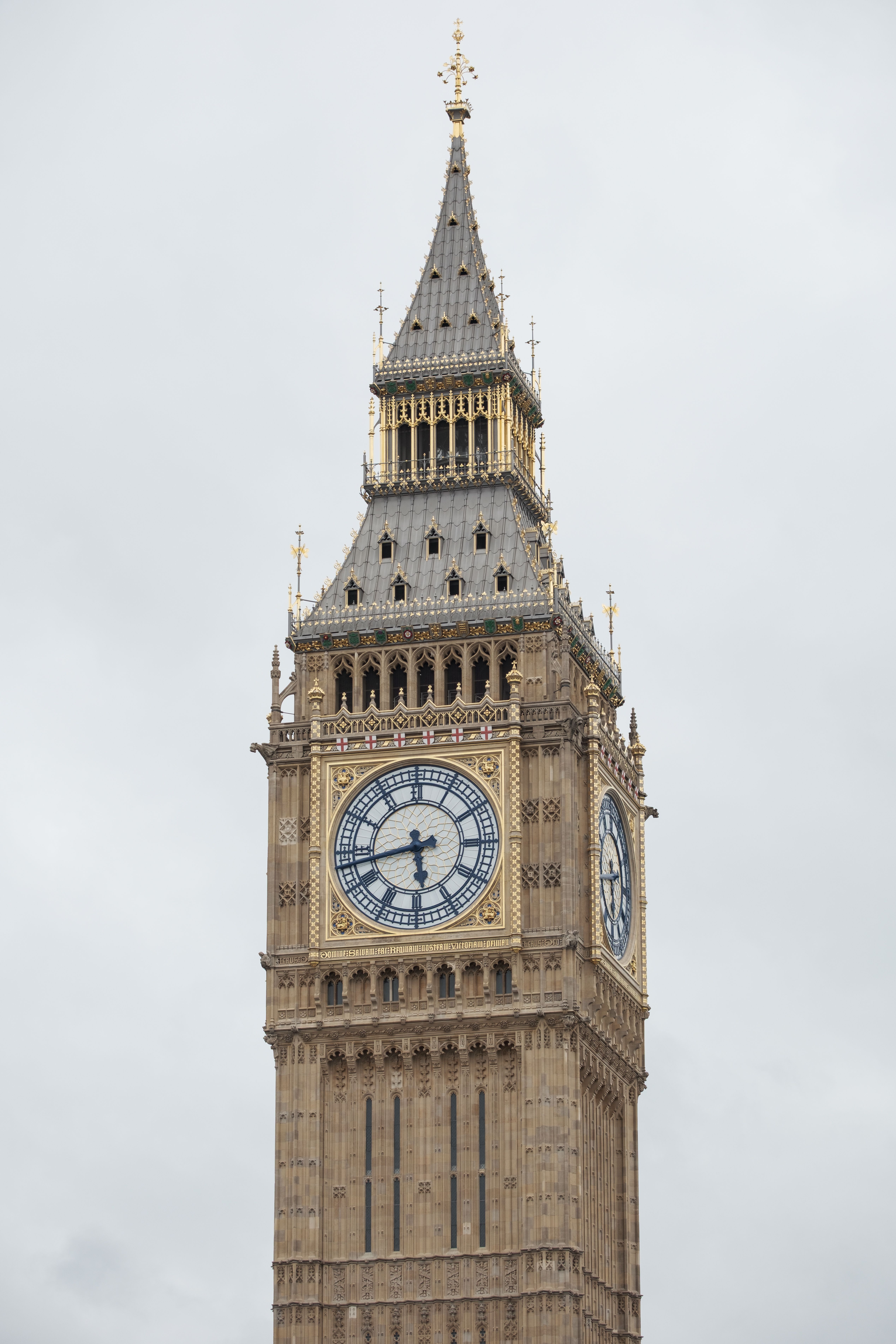 Iconic Big Ben Clock Tower in London · Free Stock Photo