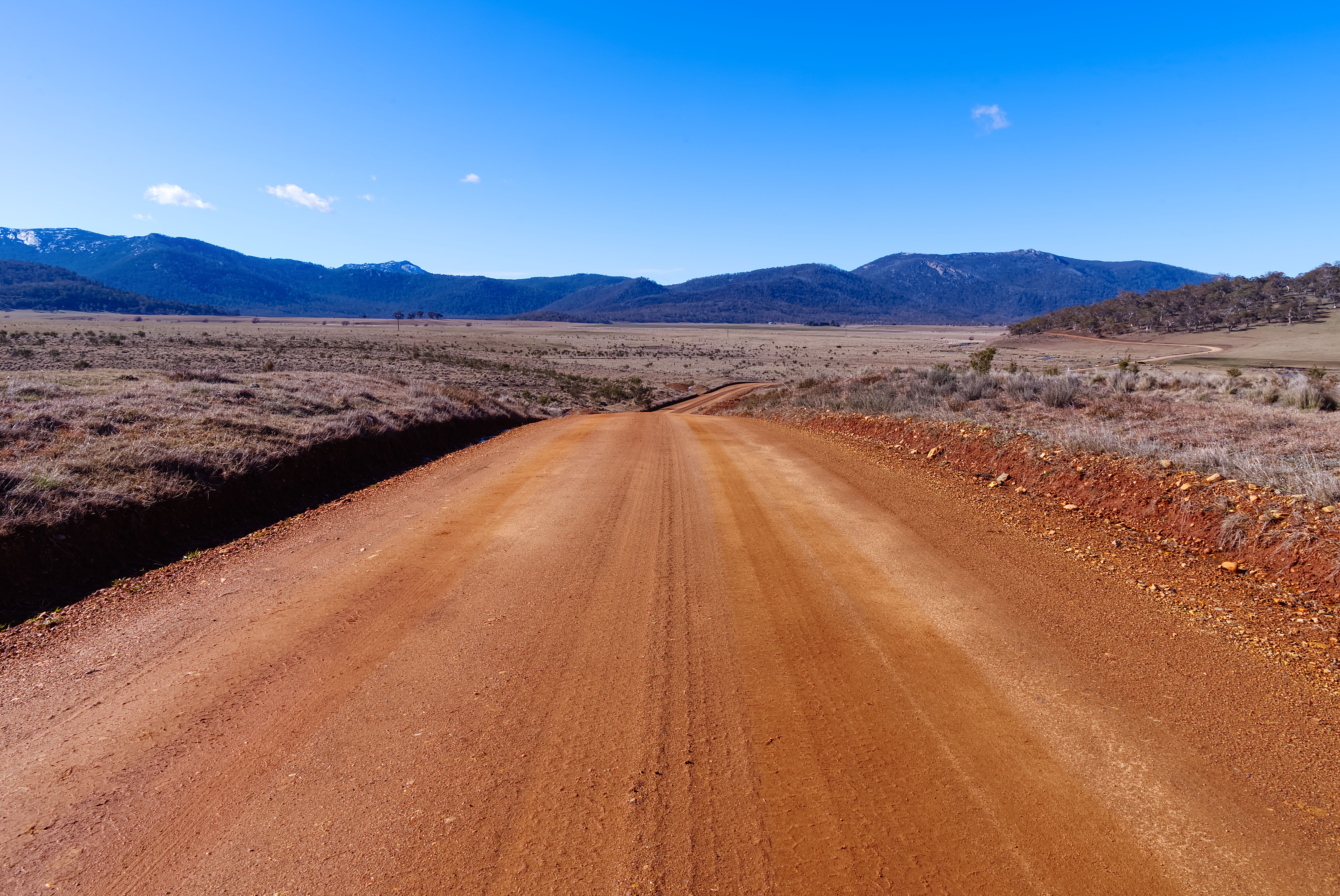 Remote Australian Outback Dirt Road · Free Stock Photo