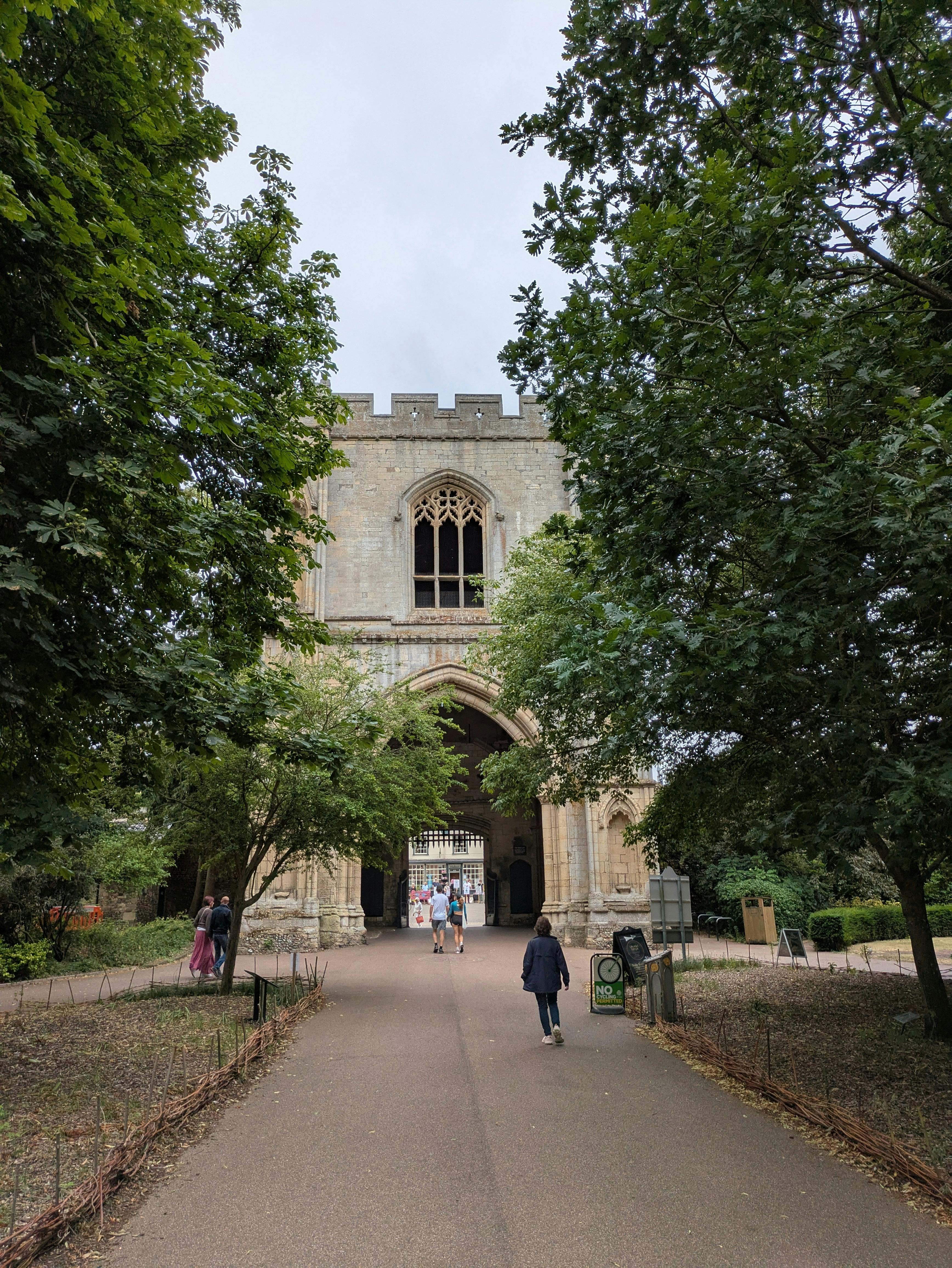 Historic Abbey Gate in Bury St Edmunds · Free Stock Photo