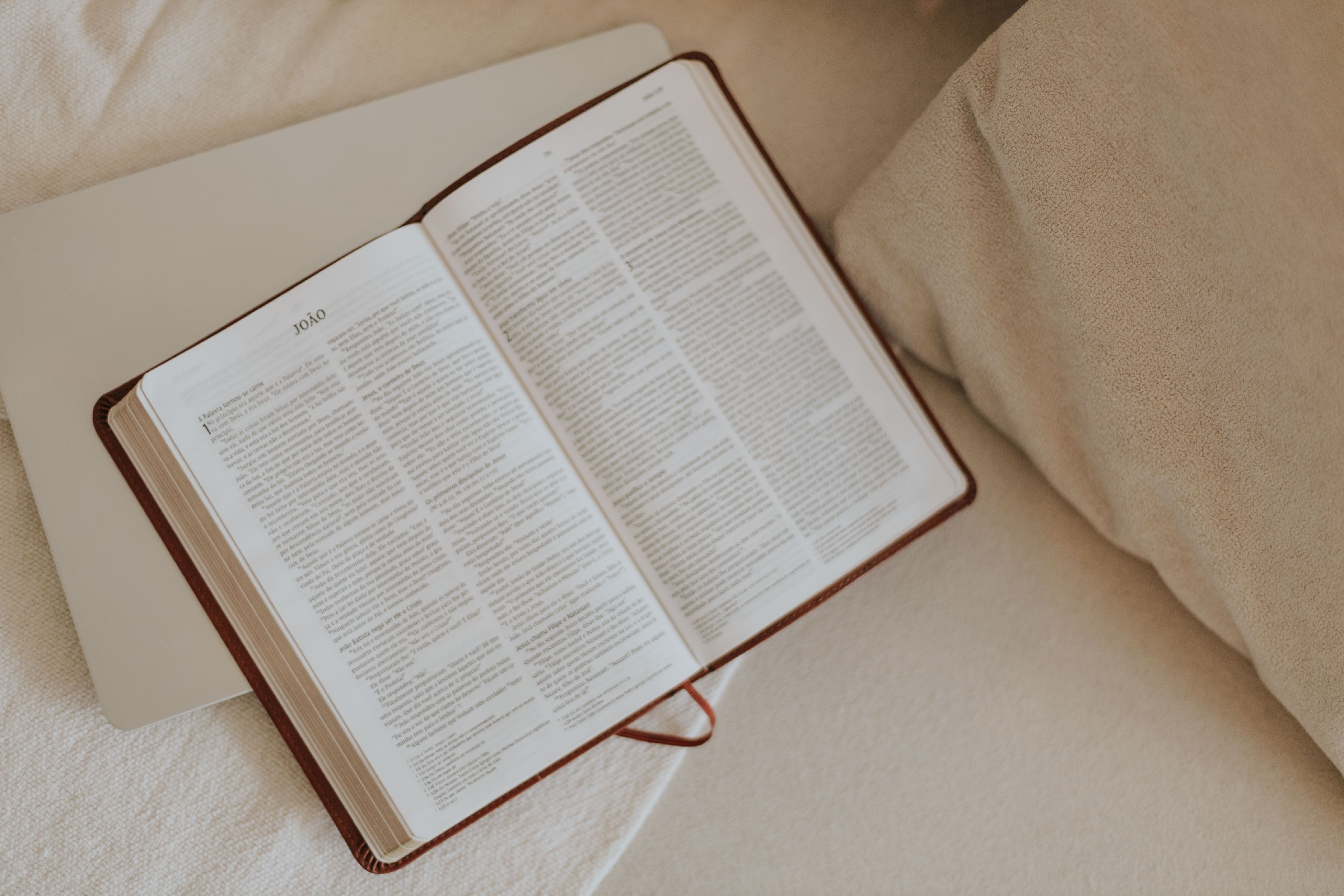 Image Of Bible Photos, Download The BEST Free Image Of Bible Stock ...