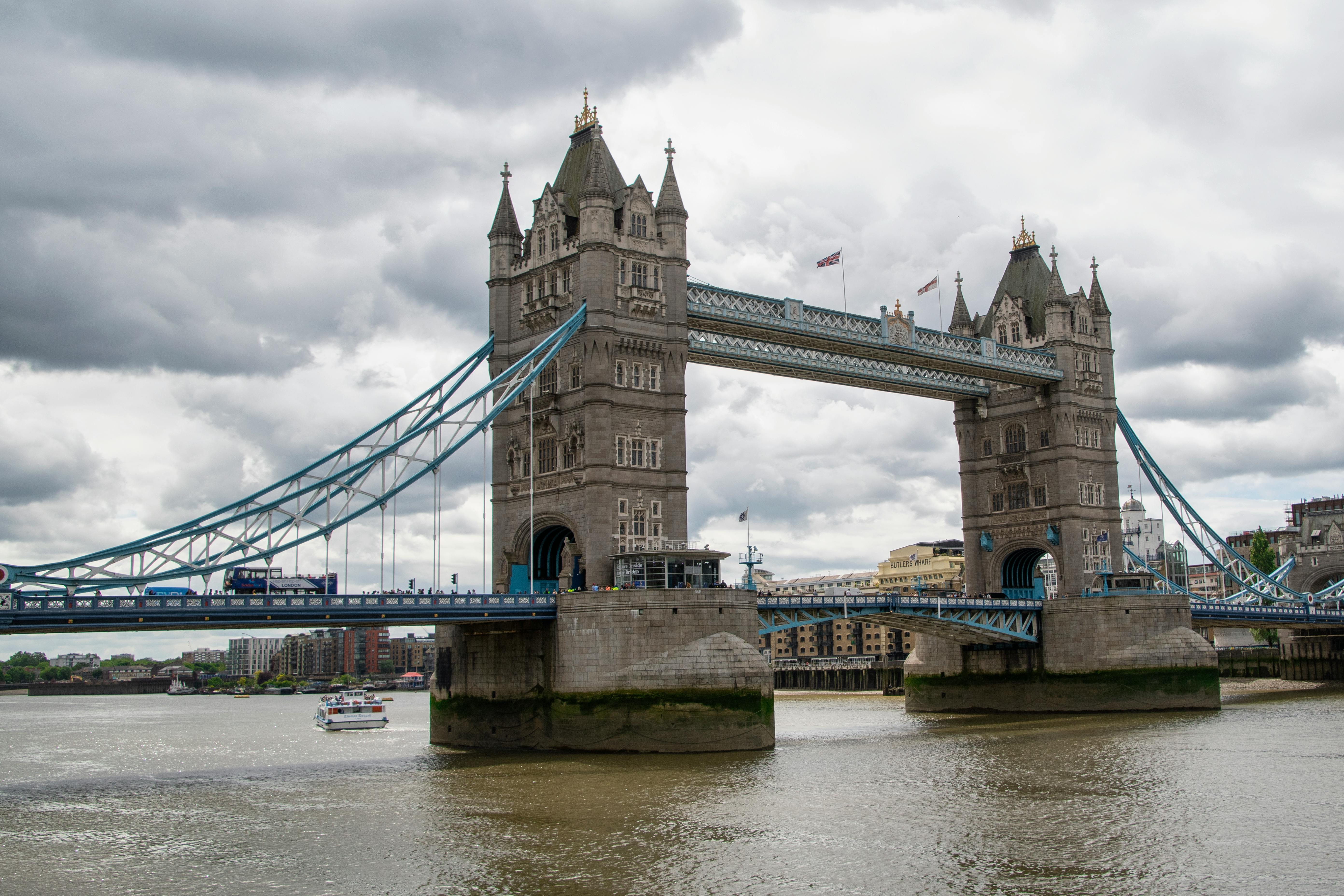 Vista Icónica Del Tower Bridge En Londres · Foto de stock gratuita