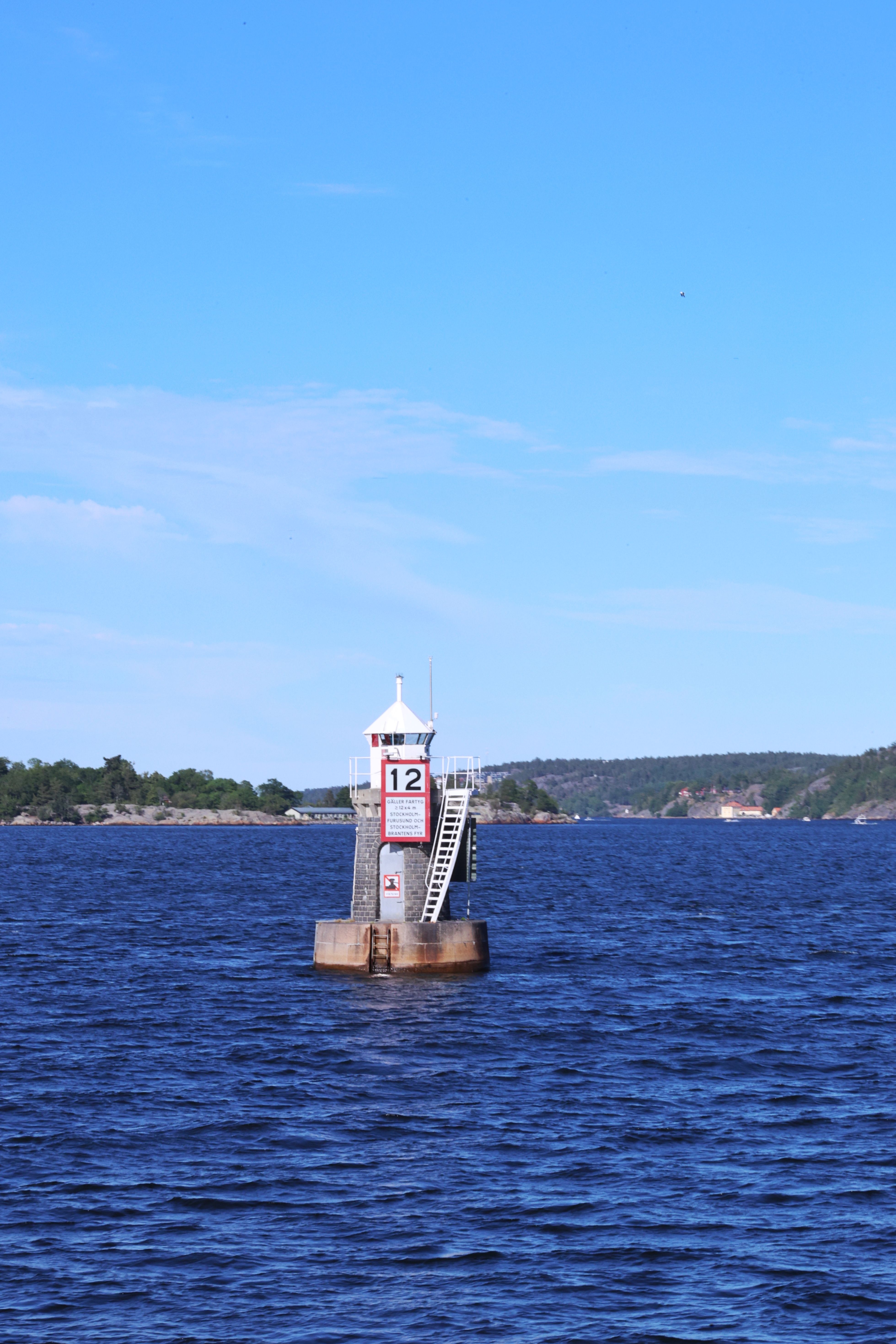 Scenic Lighthouse in Stockholm Archipelago · Free Stock Photo