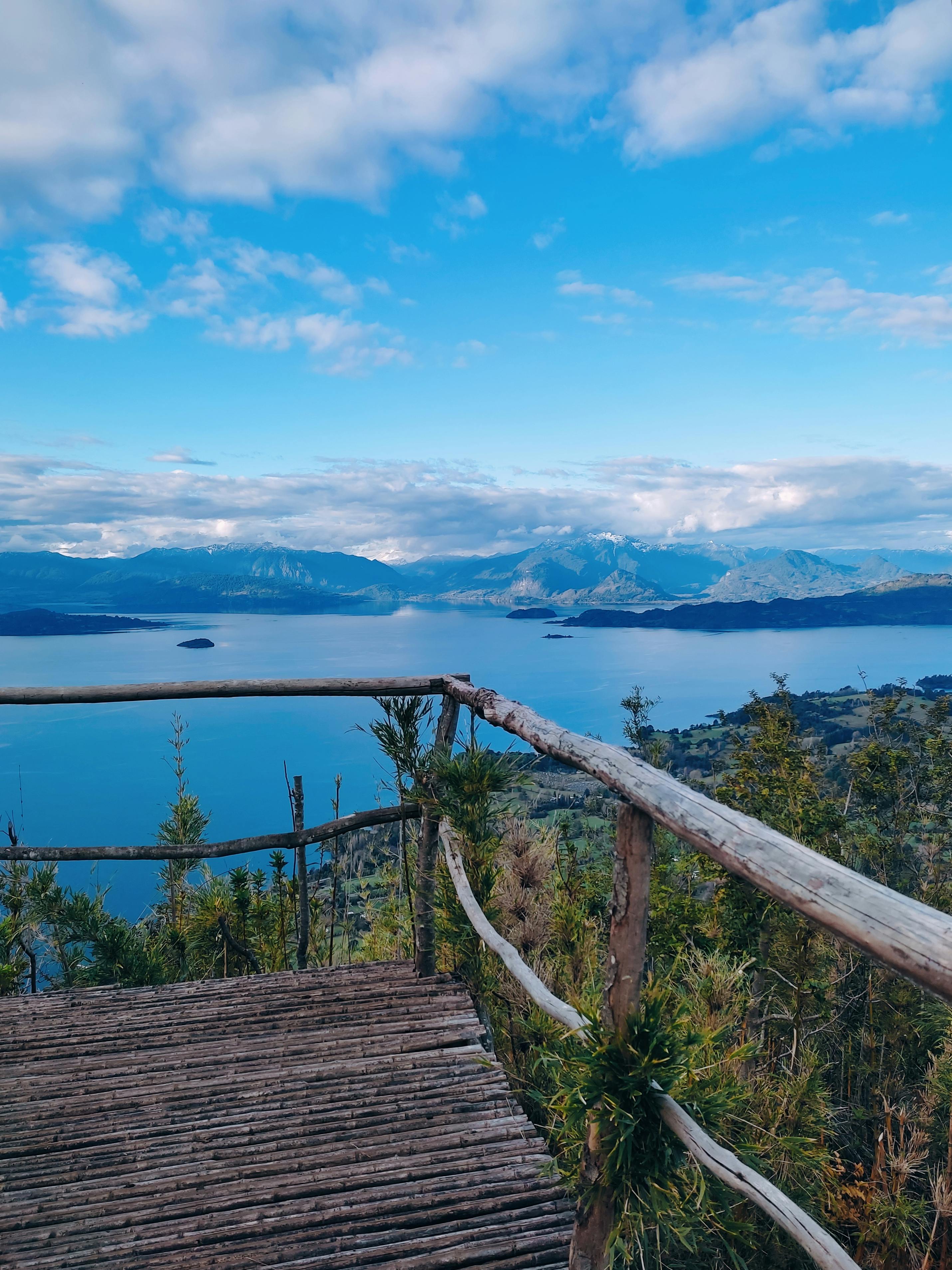 Scenic View of Lago Ranco in Los Ríos, Chile · Free Stock Photo