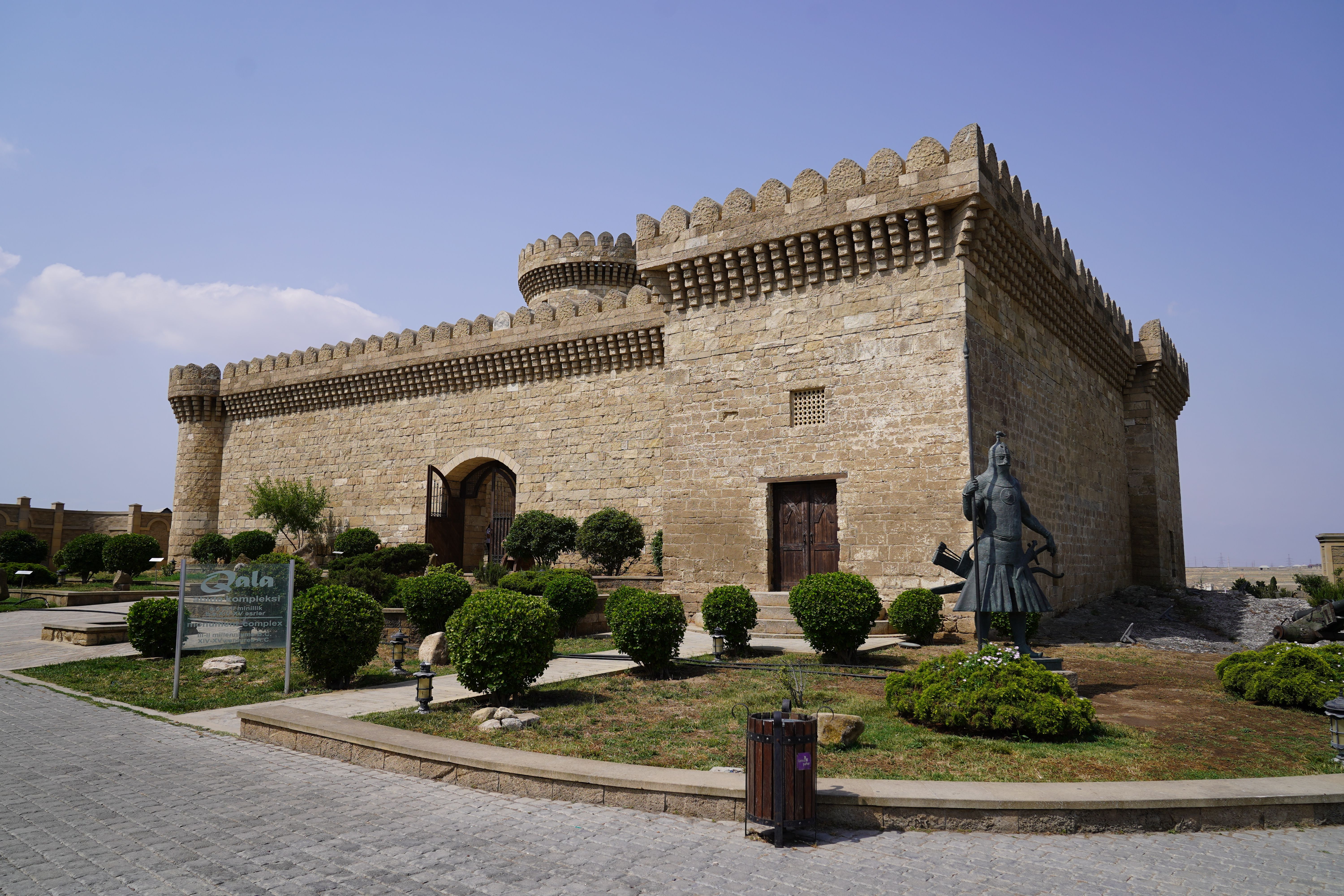Gala Fortress in Baku: Historic Stone Architecture · Free Stock Photo