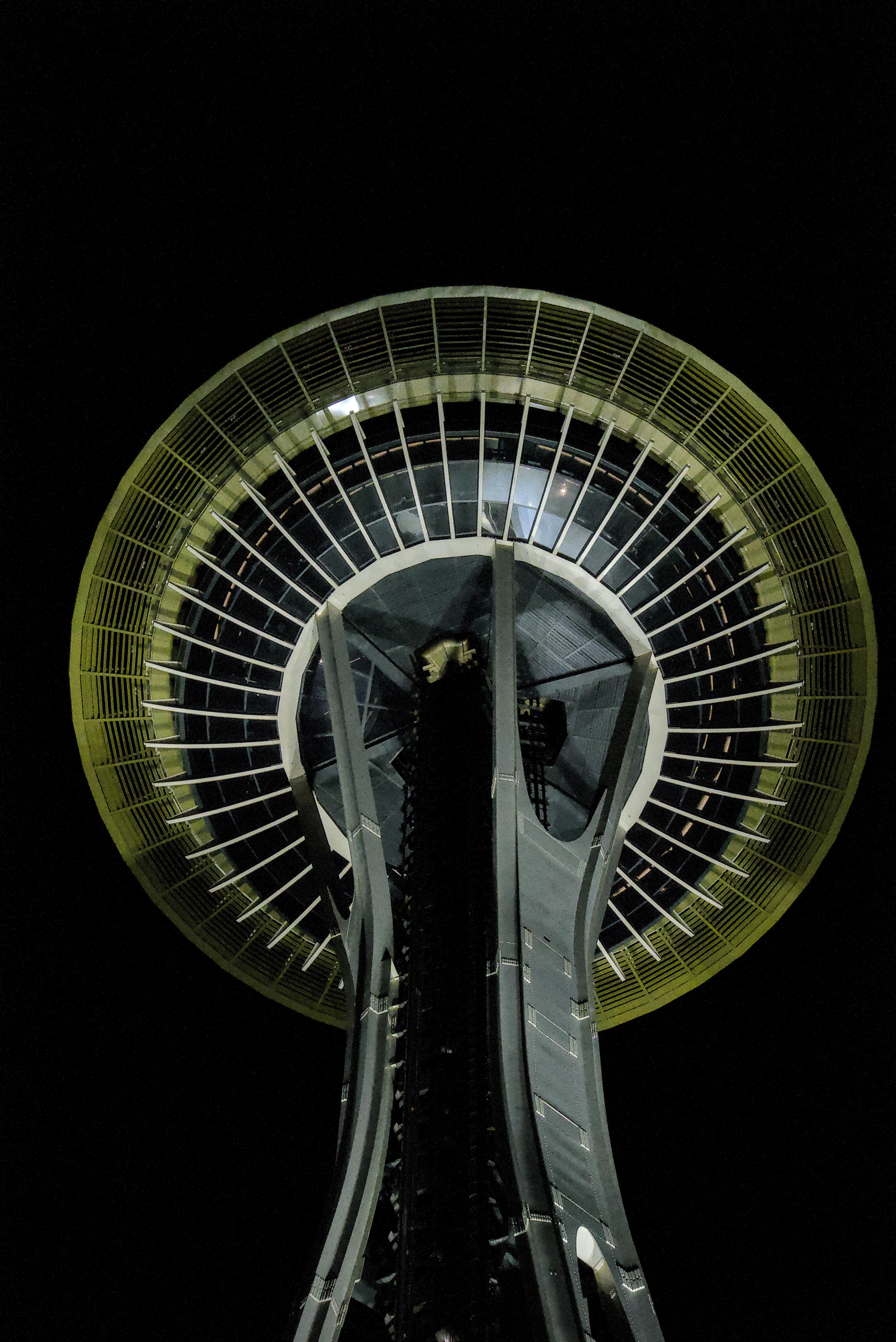 Aguja Espacial · Foto de stock gratuita