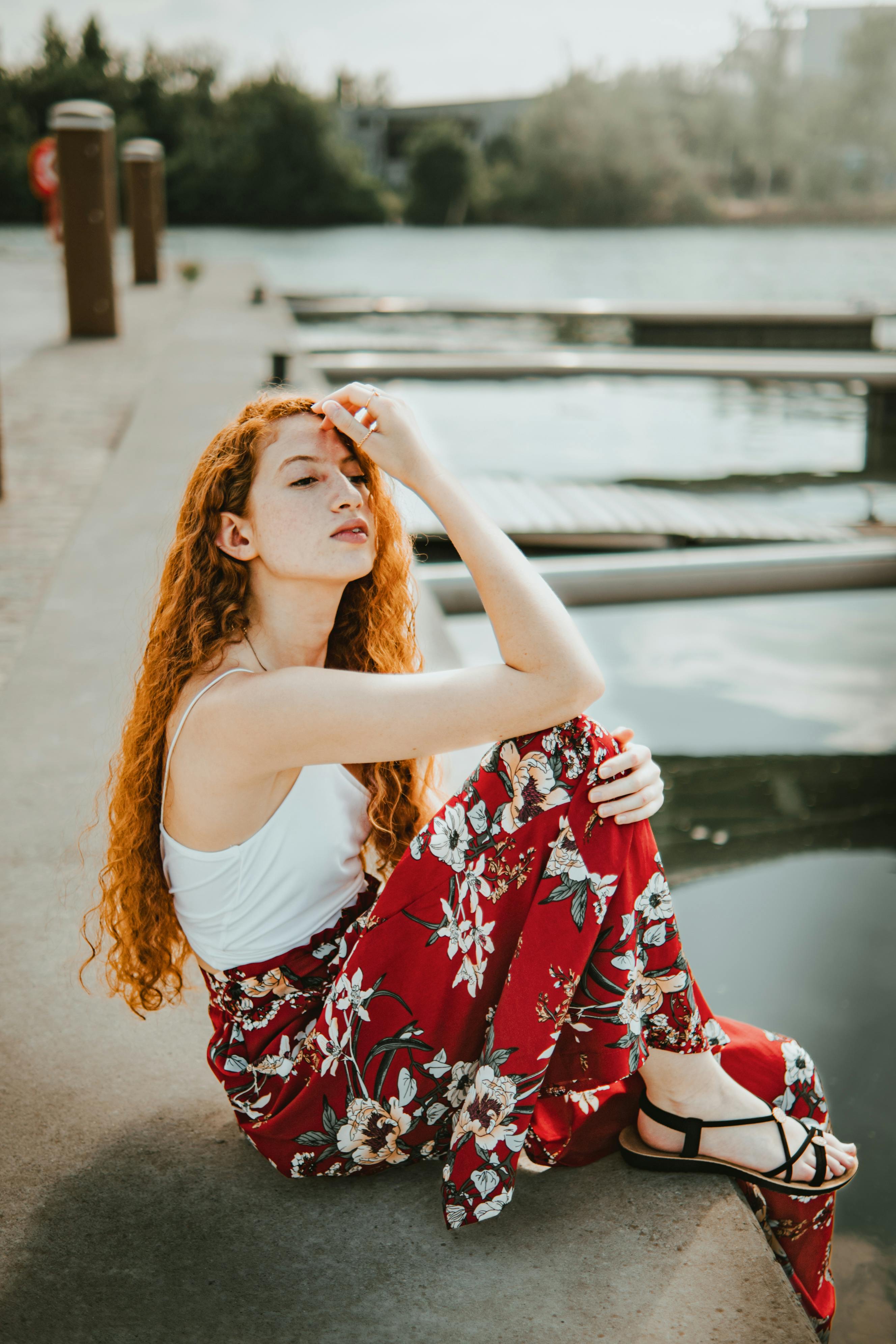 Young Model Nn Photos, Download The BEST Free Young Model Nn Stock ...