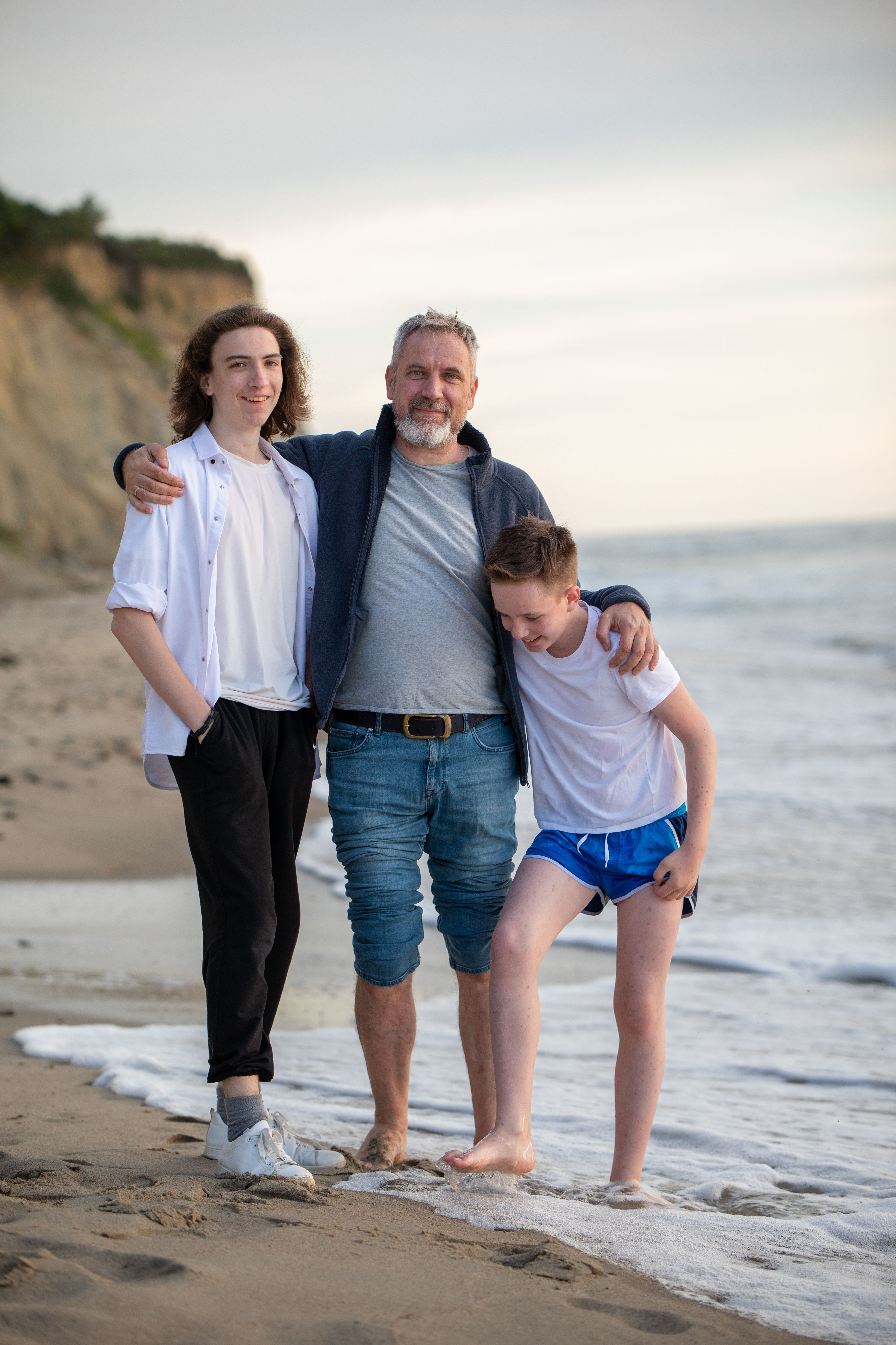 Father Brothers Photos, Download The BEST Free Father Brothers Stock ...