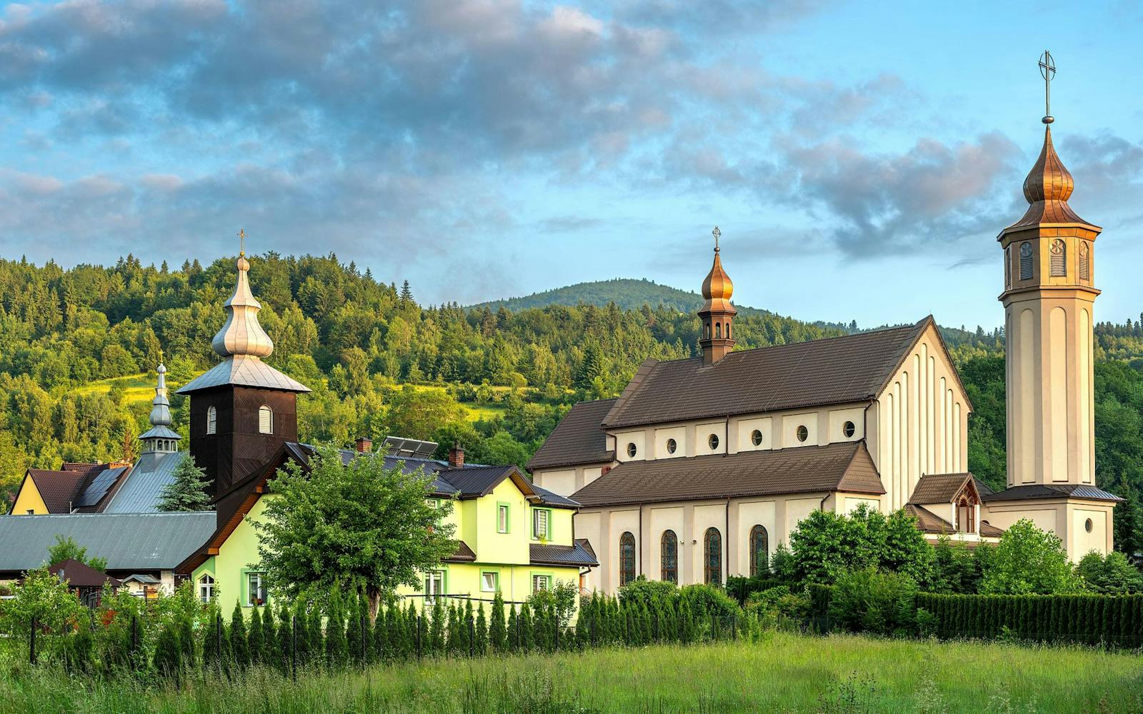 Aerial+View+Of+Czech+Tzschocha+Medieval+Castles+In+Lower+Silesia+Poland ...