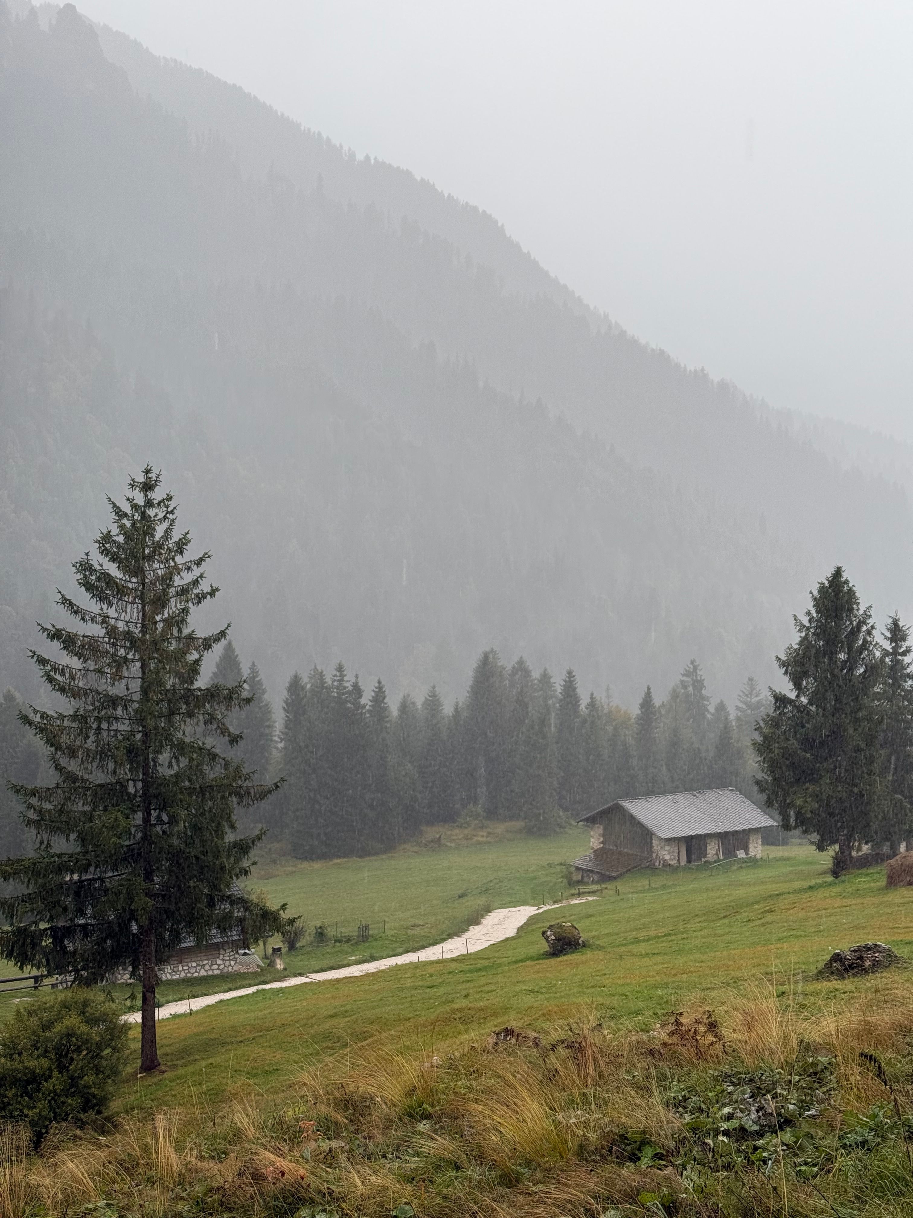 Scenic Cabin in Misty Italian Alps Landscape · Free Stock Photo