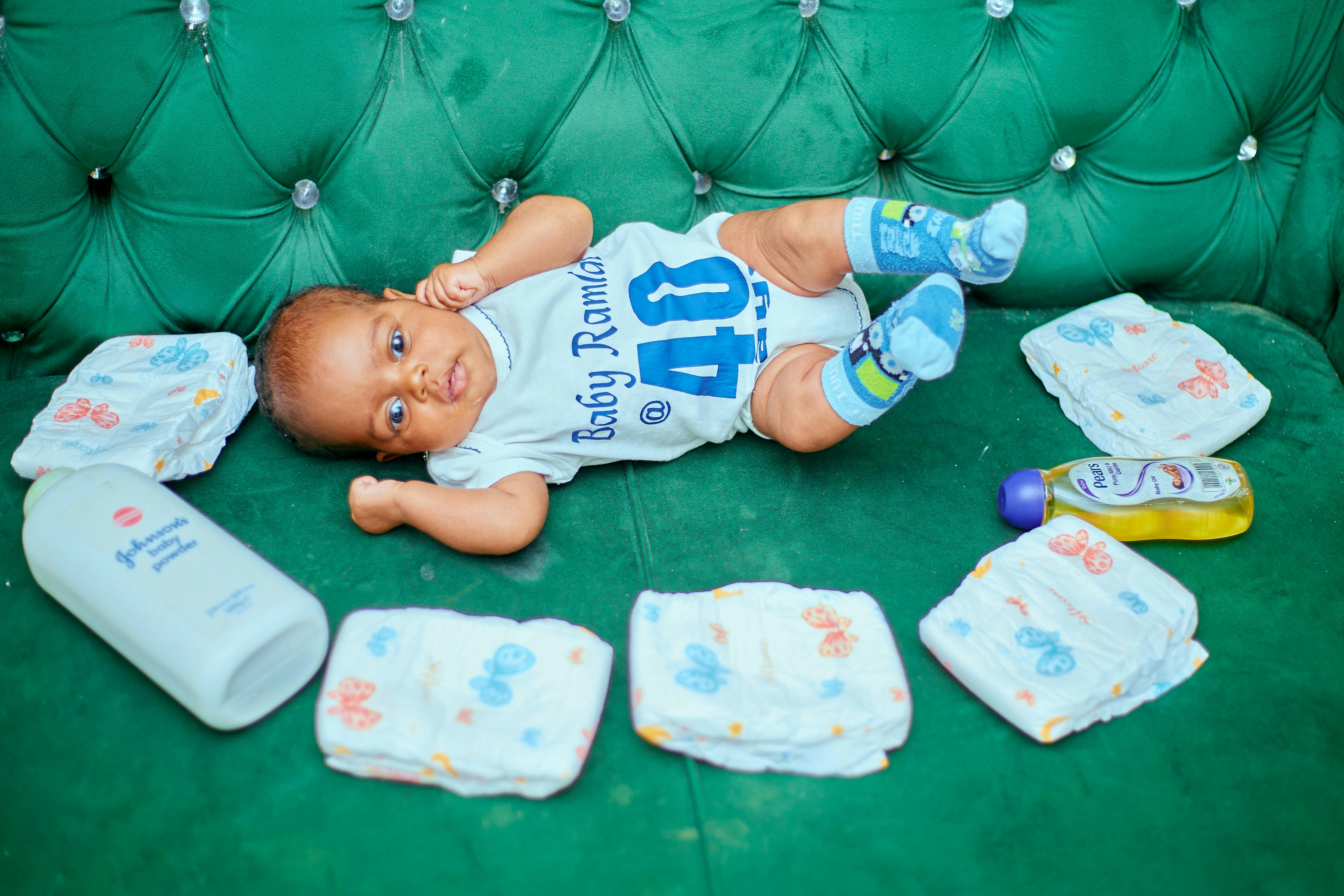 Boys In Diapers Photos, Download The BEST Free Boys In Diapers Stock ...