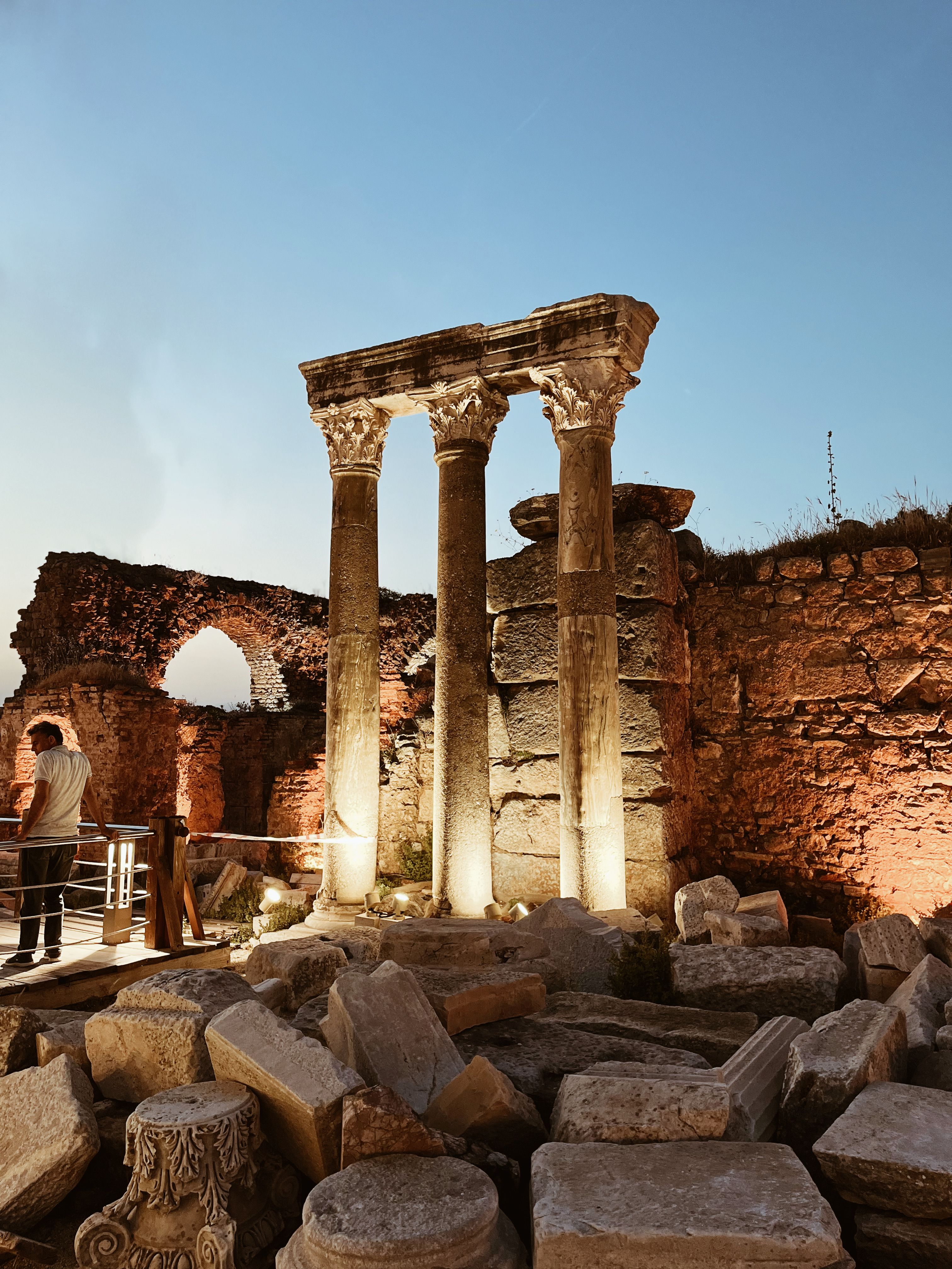 Ancient Ruins at Ephesus at Dusk · Free Stock Photo