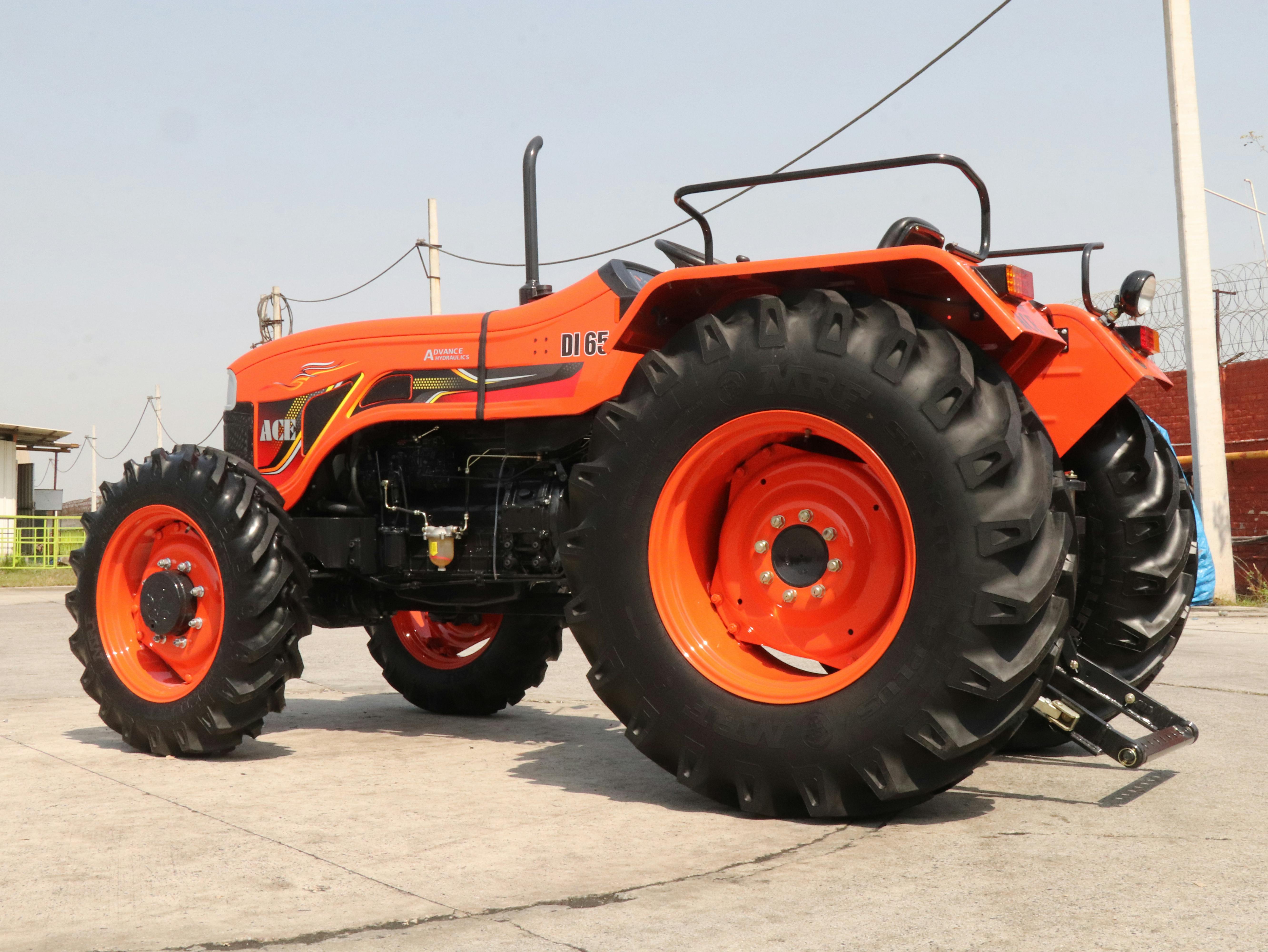 Tyring Photos, Download The BEST Free Tyring Stock Photos & HD Images