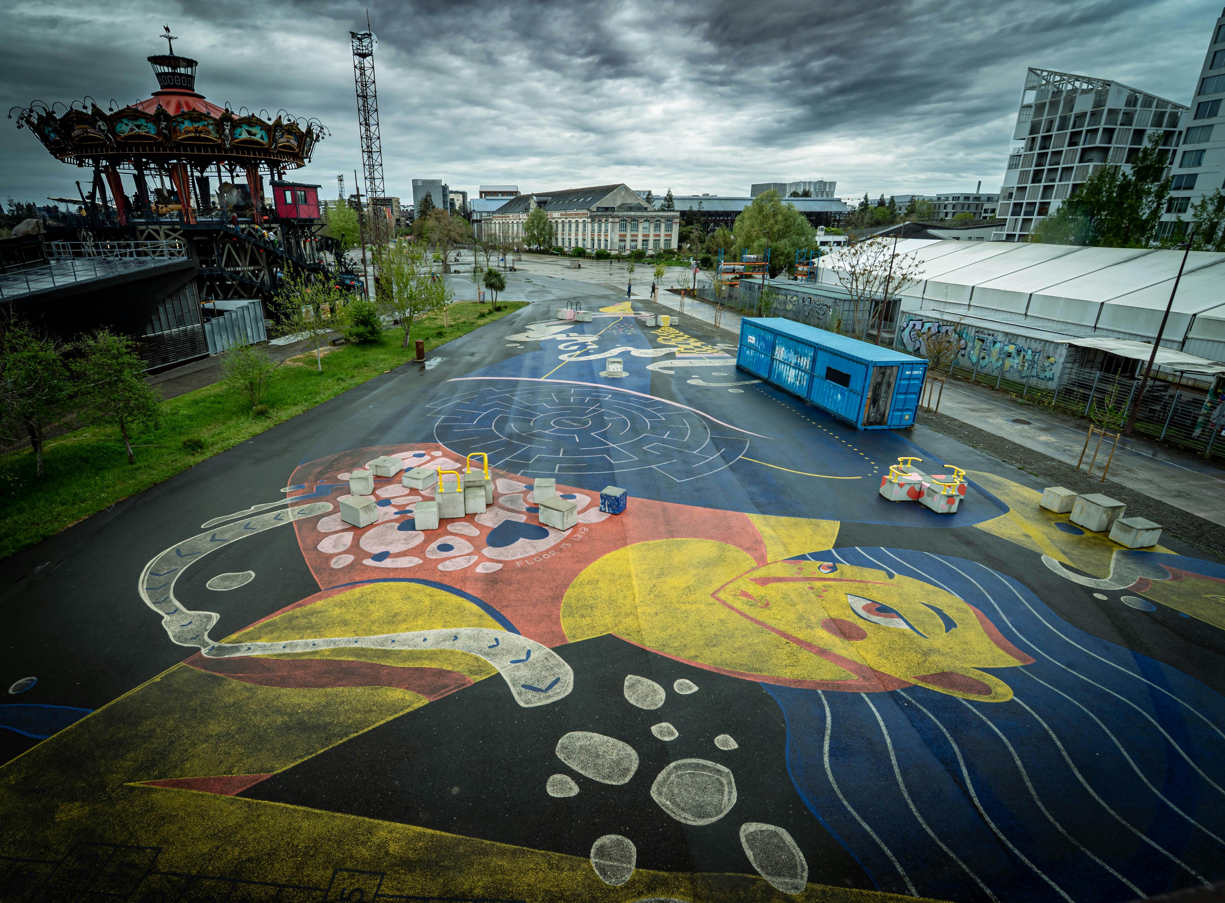 Amusement Park Attendant Photos, Download The BEST Free Amusement Park ...