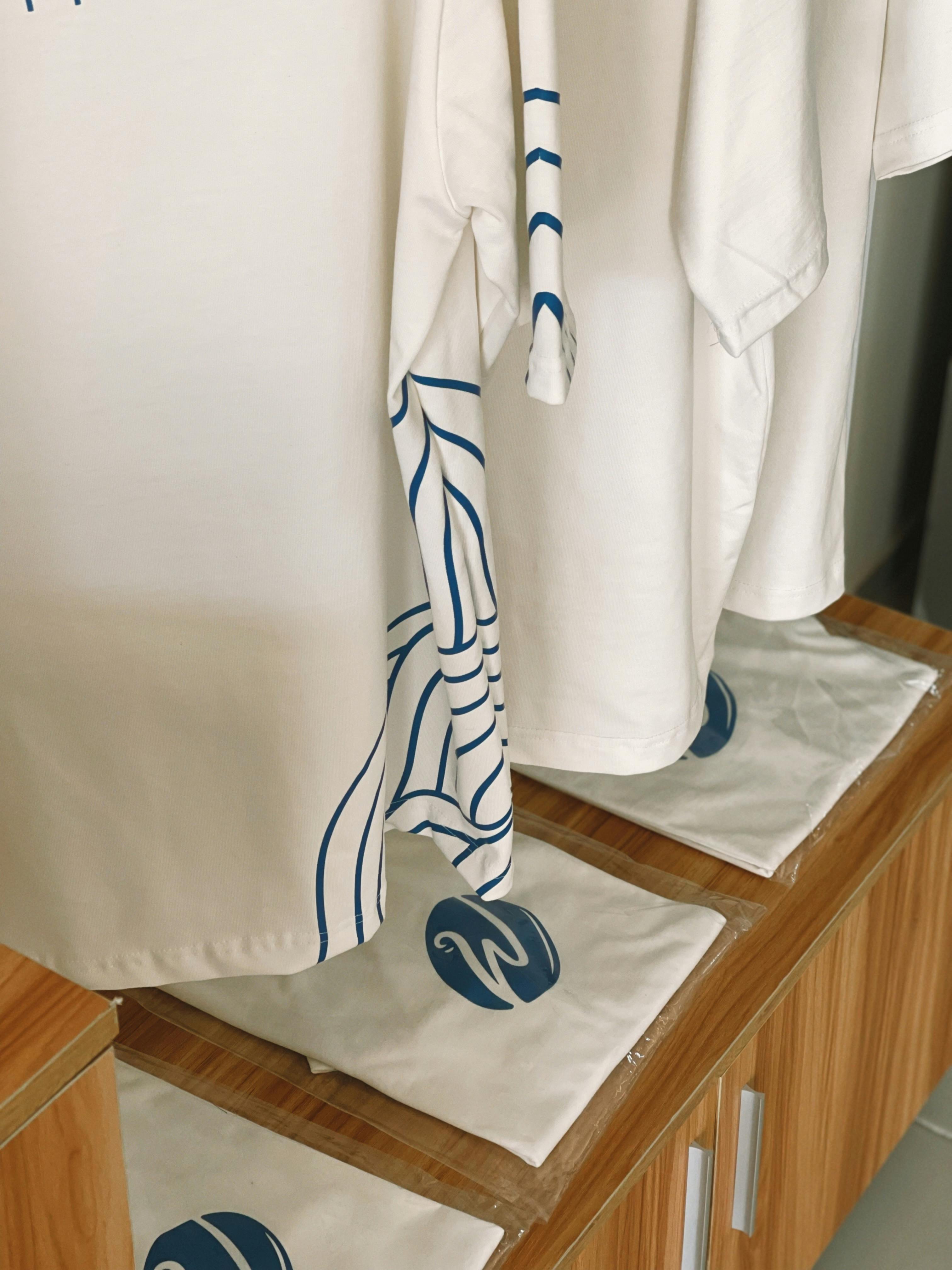 Merchandise Photos, Download The BEST Free Merchandise Stock Photos ...