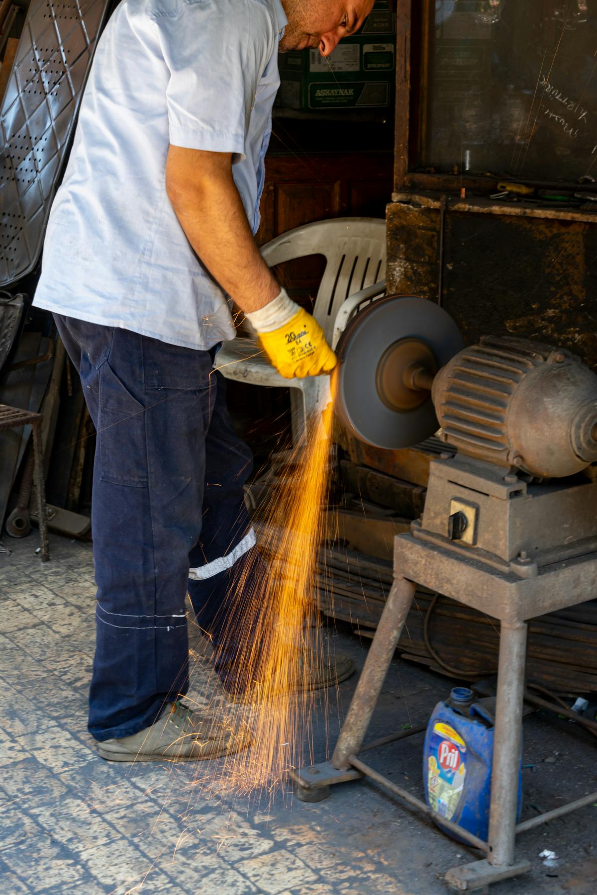 Grinding A Stump Photos, Download The BEST Free Grinding A Stump Stock ...