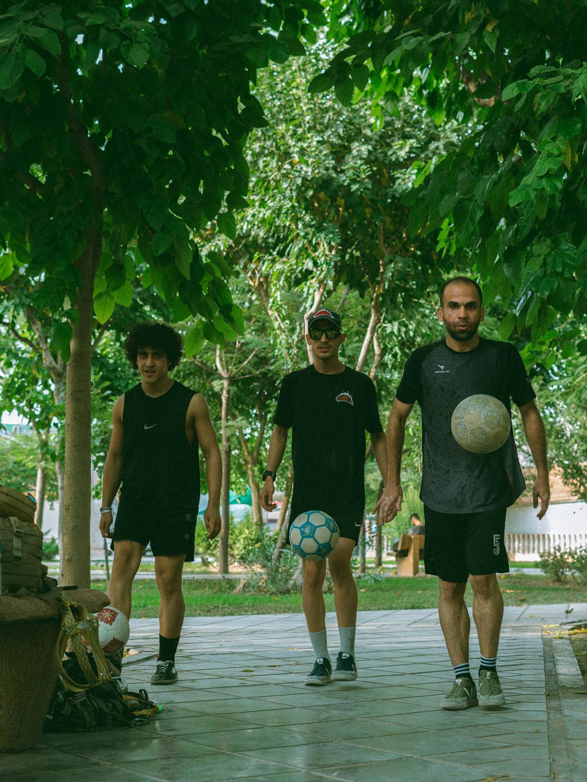 Anya+Playing+With+Bond+R64 Photos, Download The BEST Free Anya+Playing ...