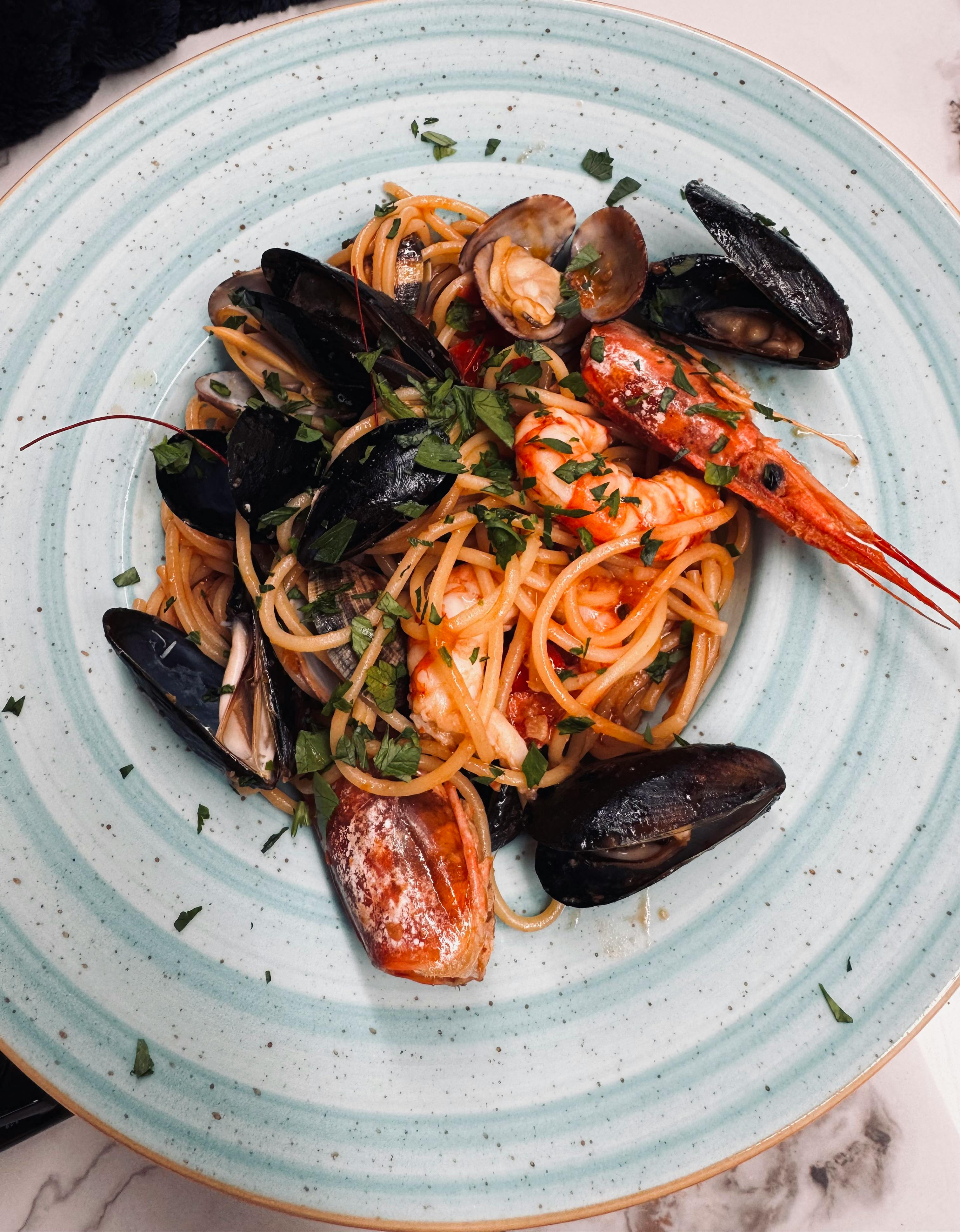 Cooked Shrimp and seashell dish · Free Stock Photo