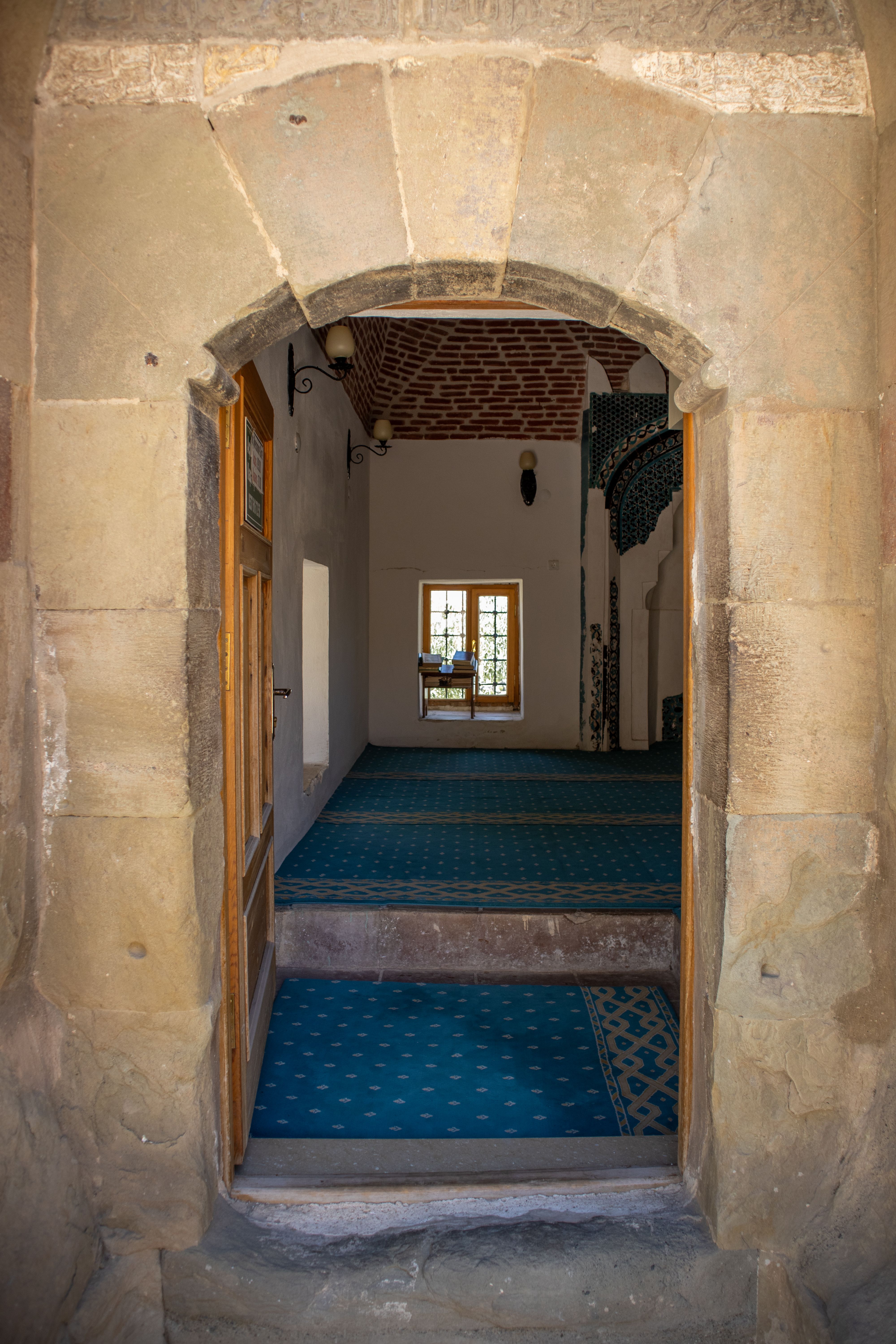 Historic Architecture of a Turkish Mosque Entrance · Free Stock Photo