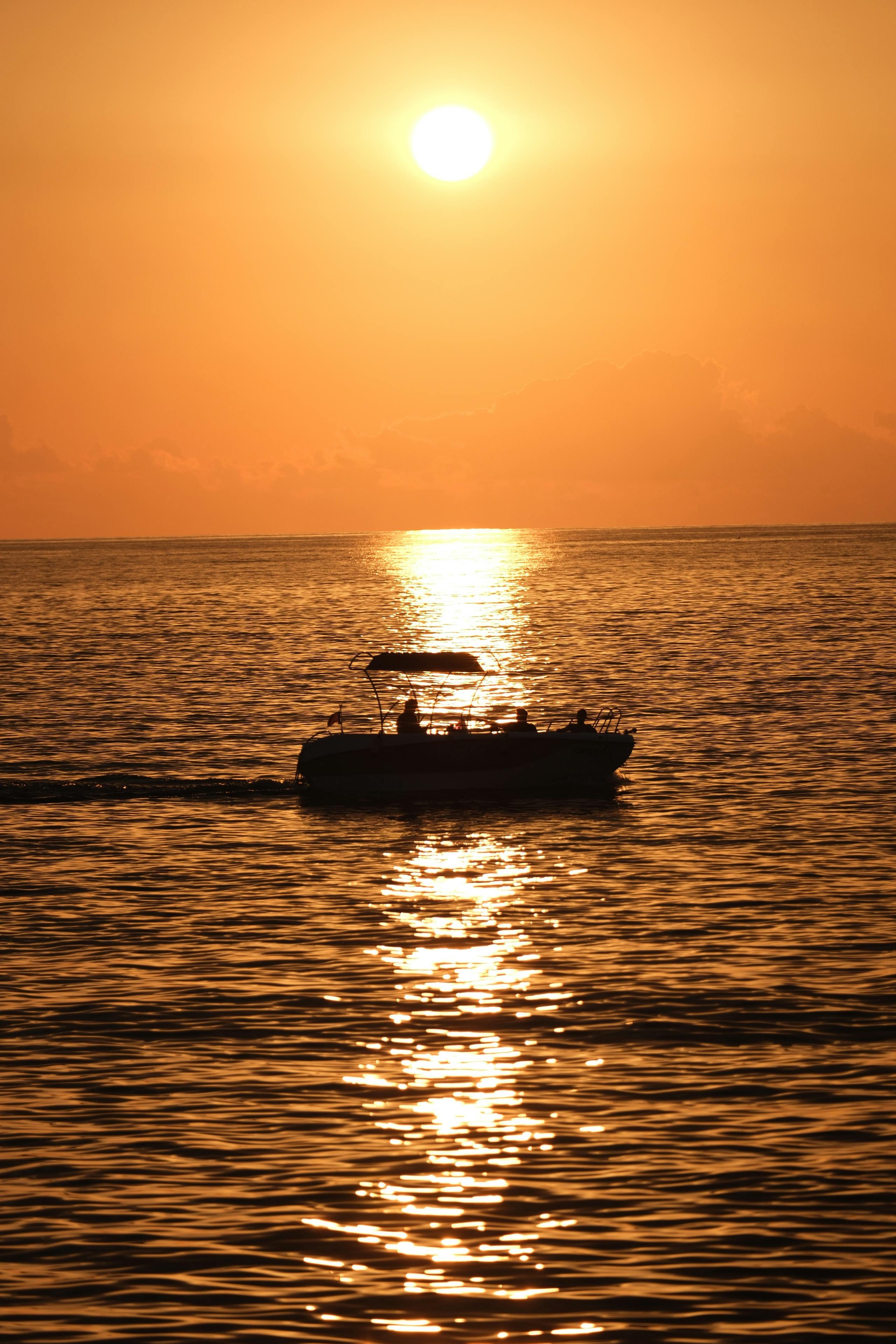 Boating In Ocean Photos, Download The BEST Free Boating In Ocean Stock ...