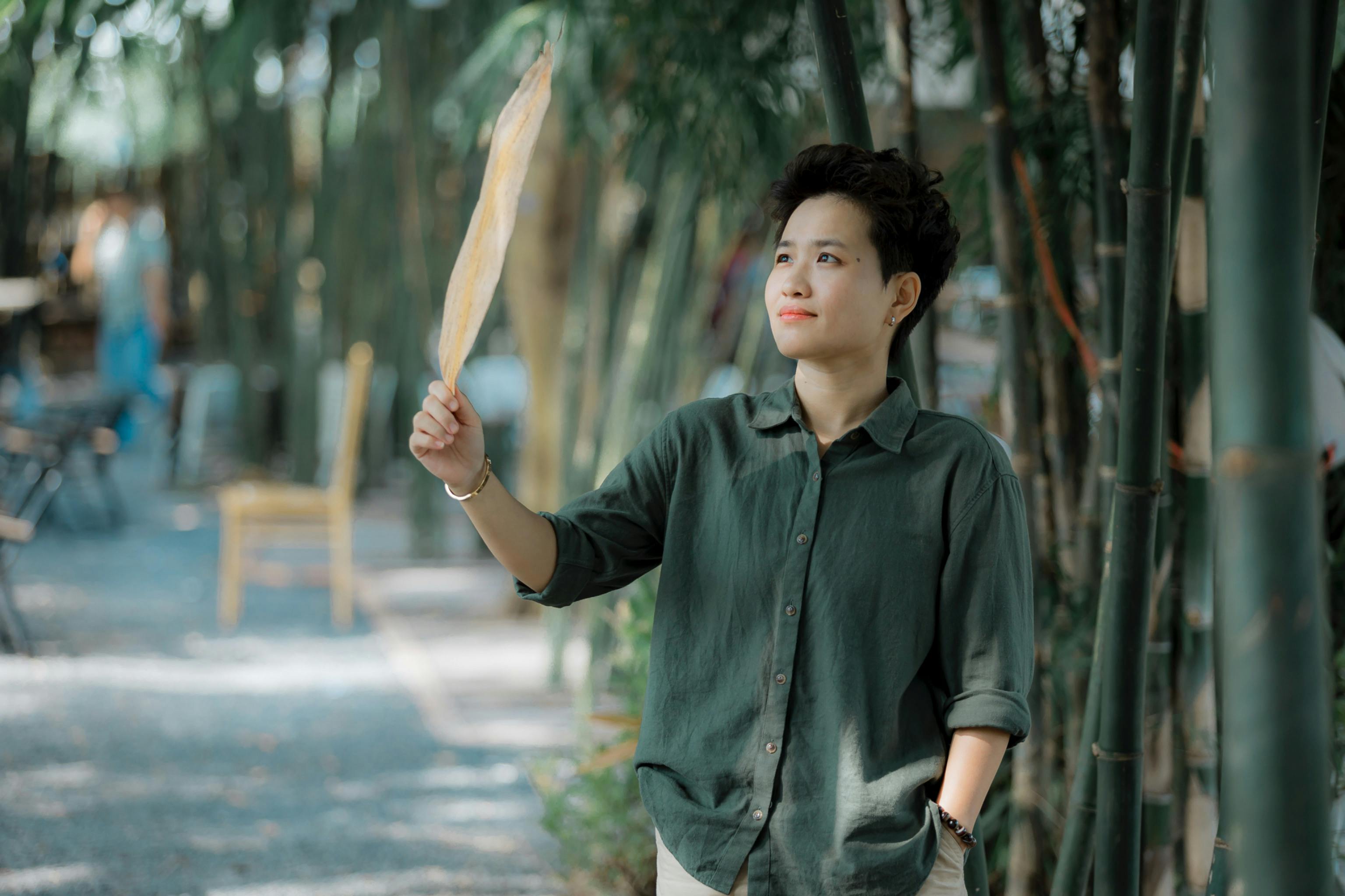 Humans Vertical Photos, Download The BEST Free Humans Vertical Stock ...