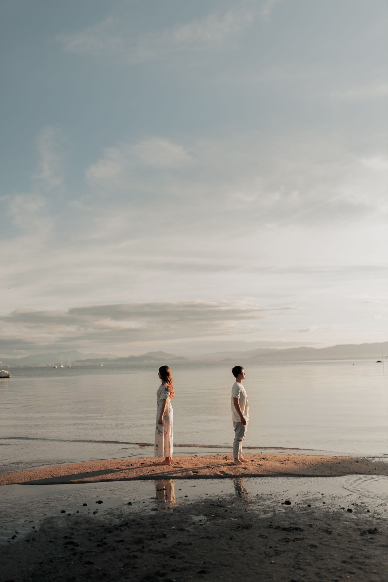 Couple Beach Sunset Photos, Download The BEST Free Couple Beach Sunset ...