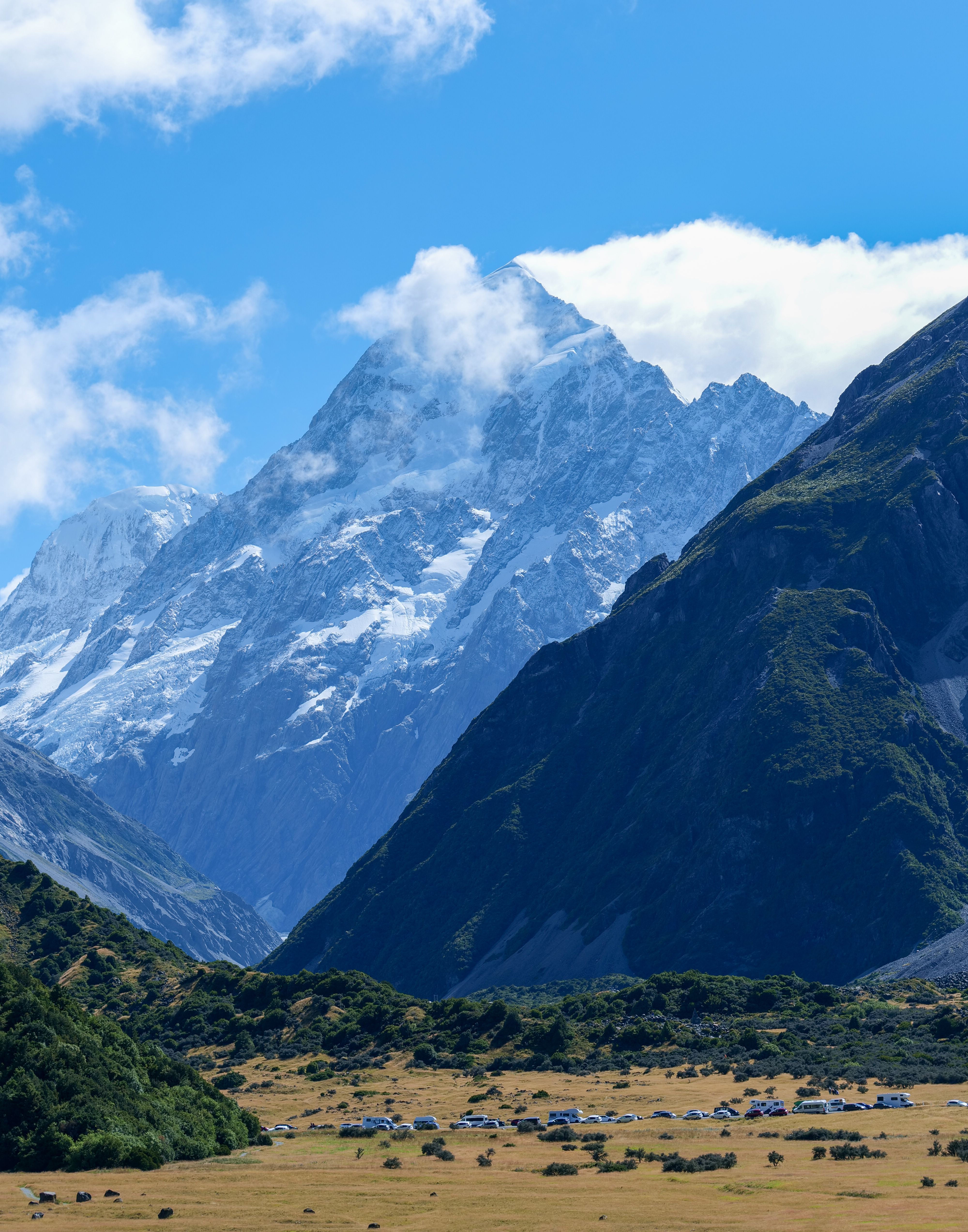 Majestic View of Mount Cook in New Zealand · Free Stock Photo