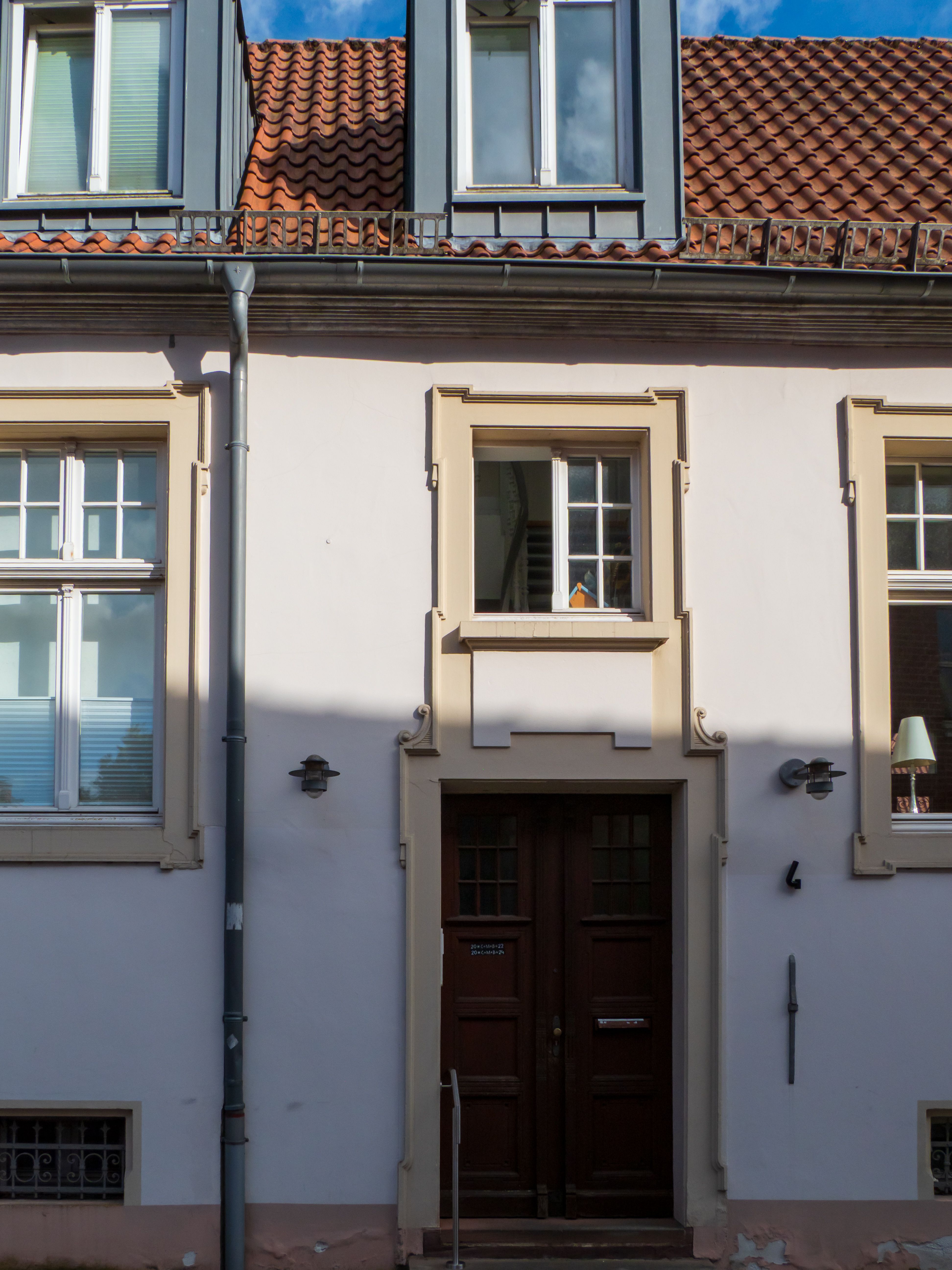 Building Front Photos, Download The BEST Free Building Front Stock ...