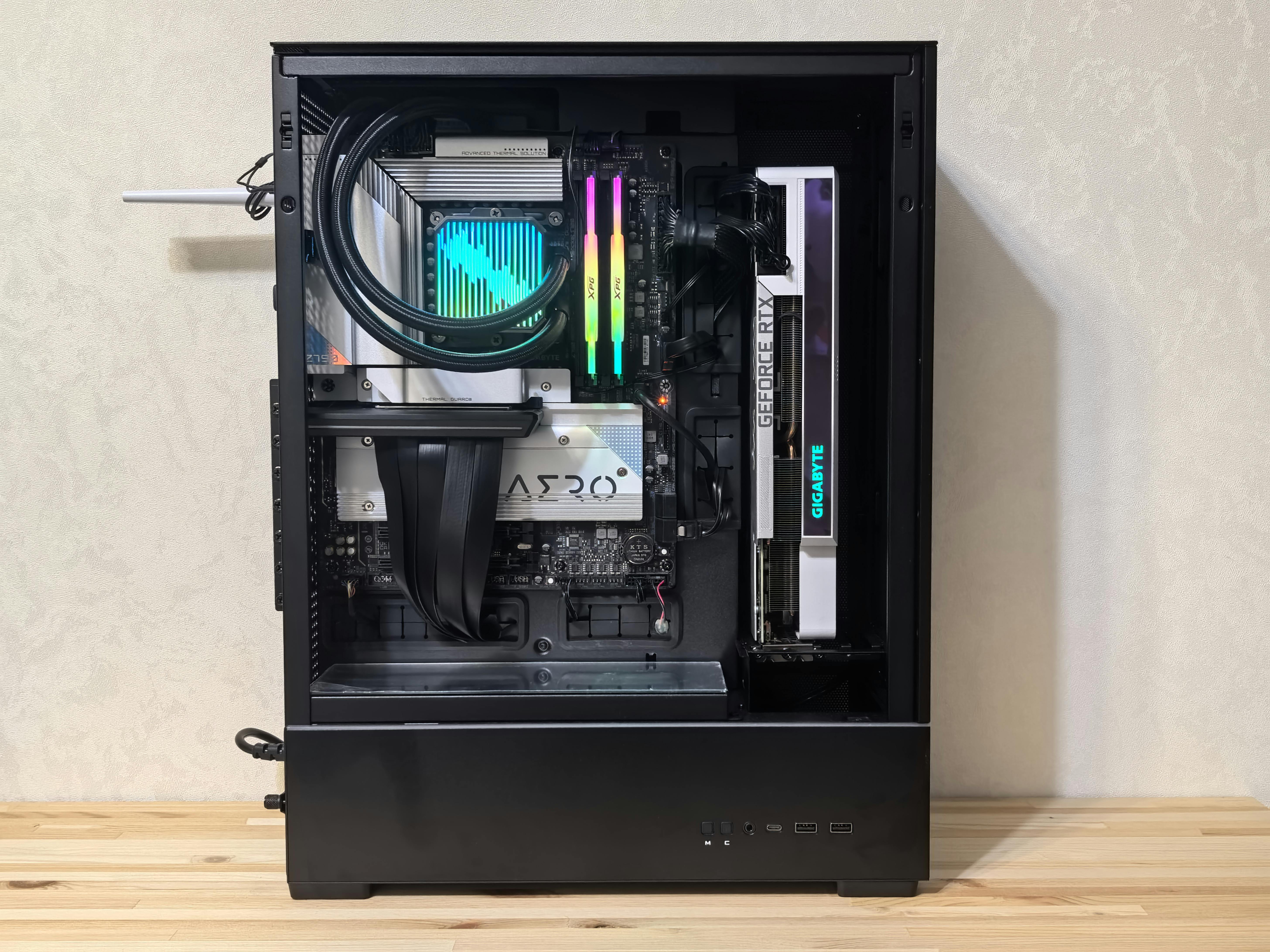 Modern Gaming PC with RGB Lighting on Display · Free Stock Photo