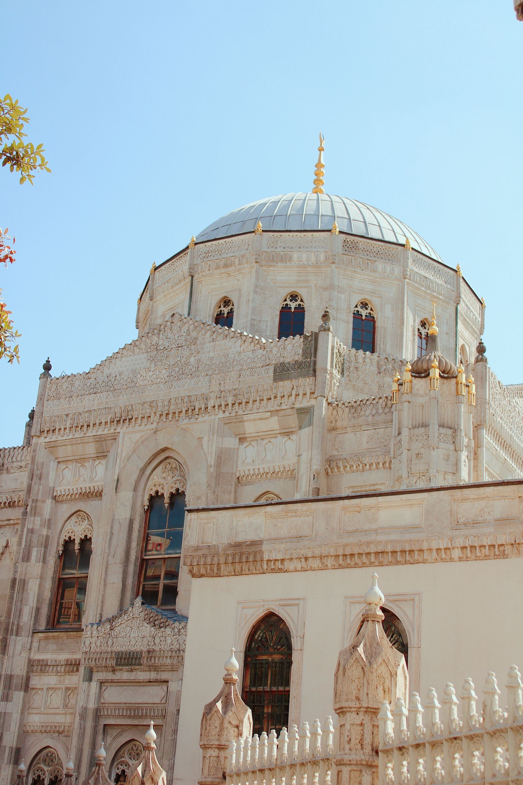 Ornate Ottoman Architecture in Bright Daylight · Free Stock Photo