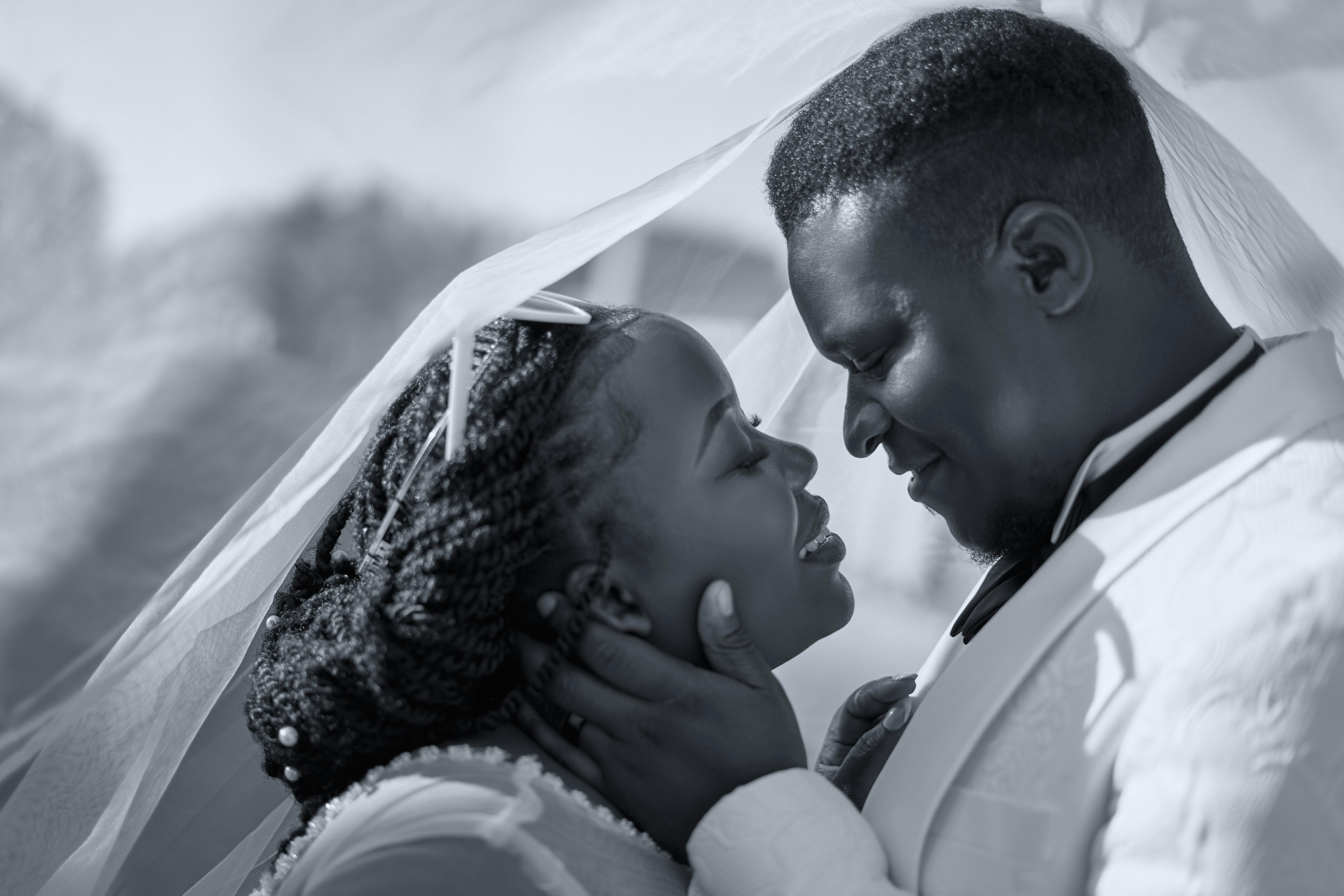 Romantic Black and White Wedding Portrait · Free Stock Photo