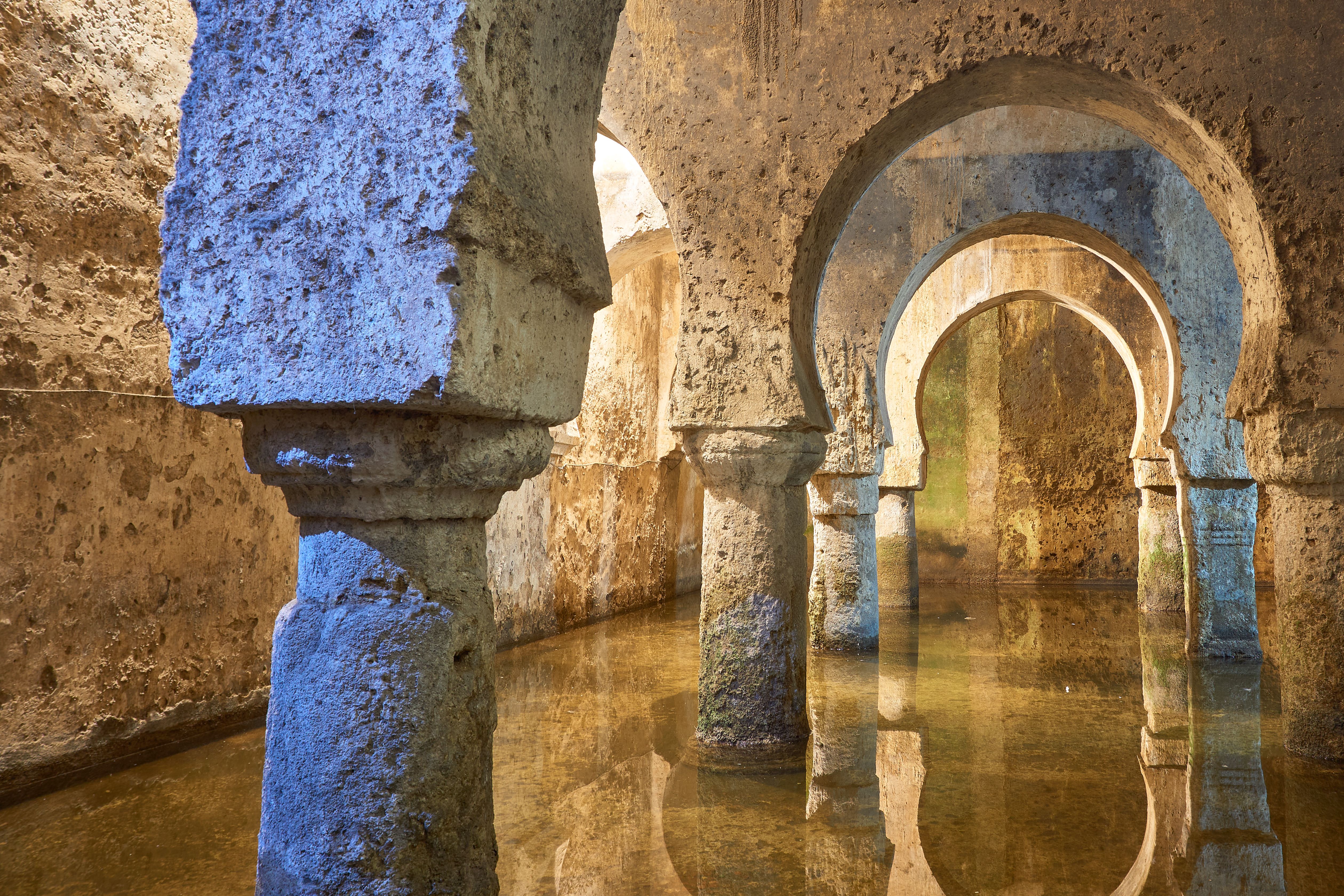 Historic Stone Arches in Ancient Subterranean Structure · Free Stock Photo