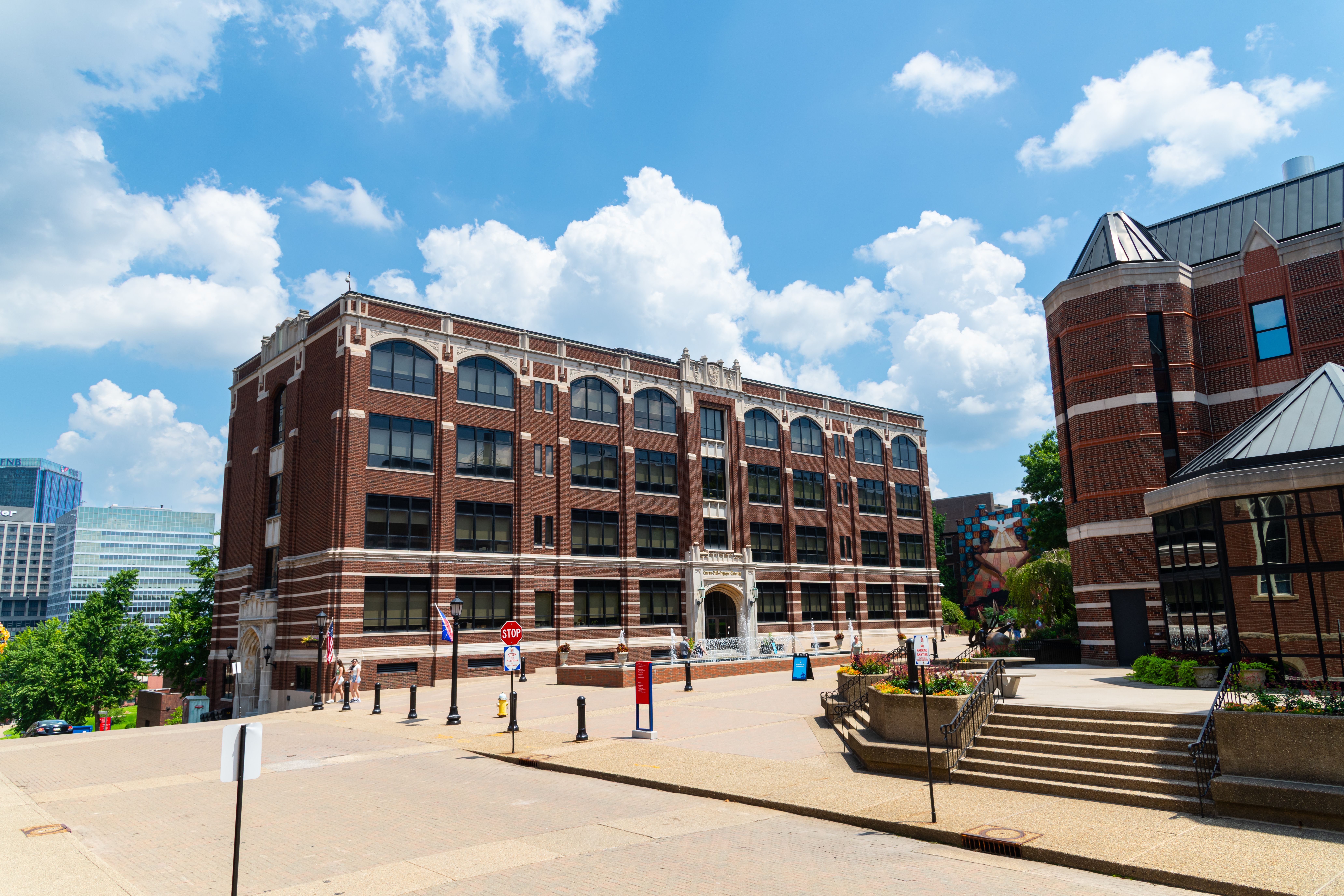 First Day At University Photos, Download The BEST Free First Day At ...