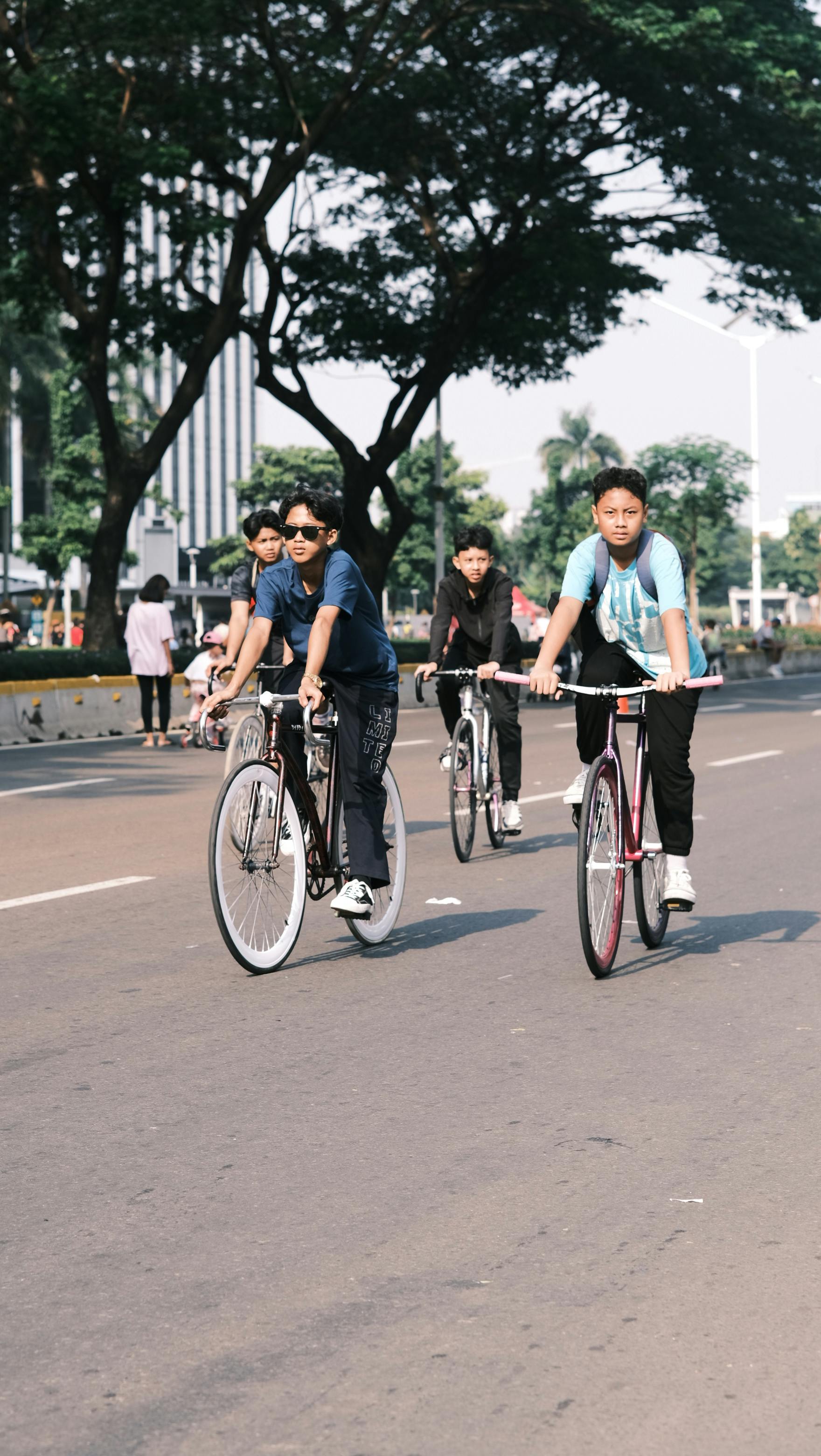 Brd+Teen+Gal Photos, Download The BEST Free Brd+Teen+Gal Stock Photos ...