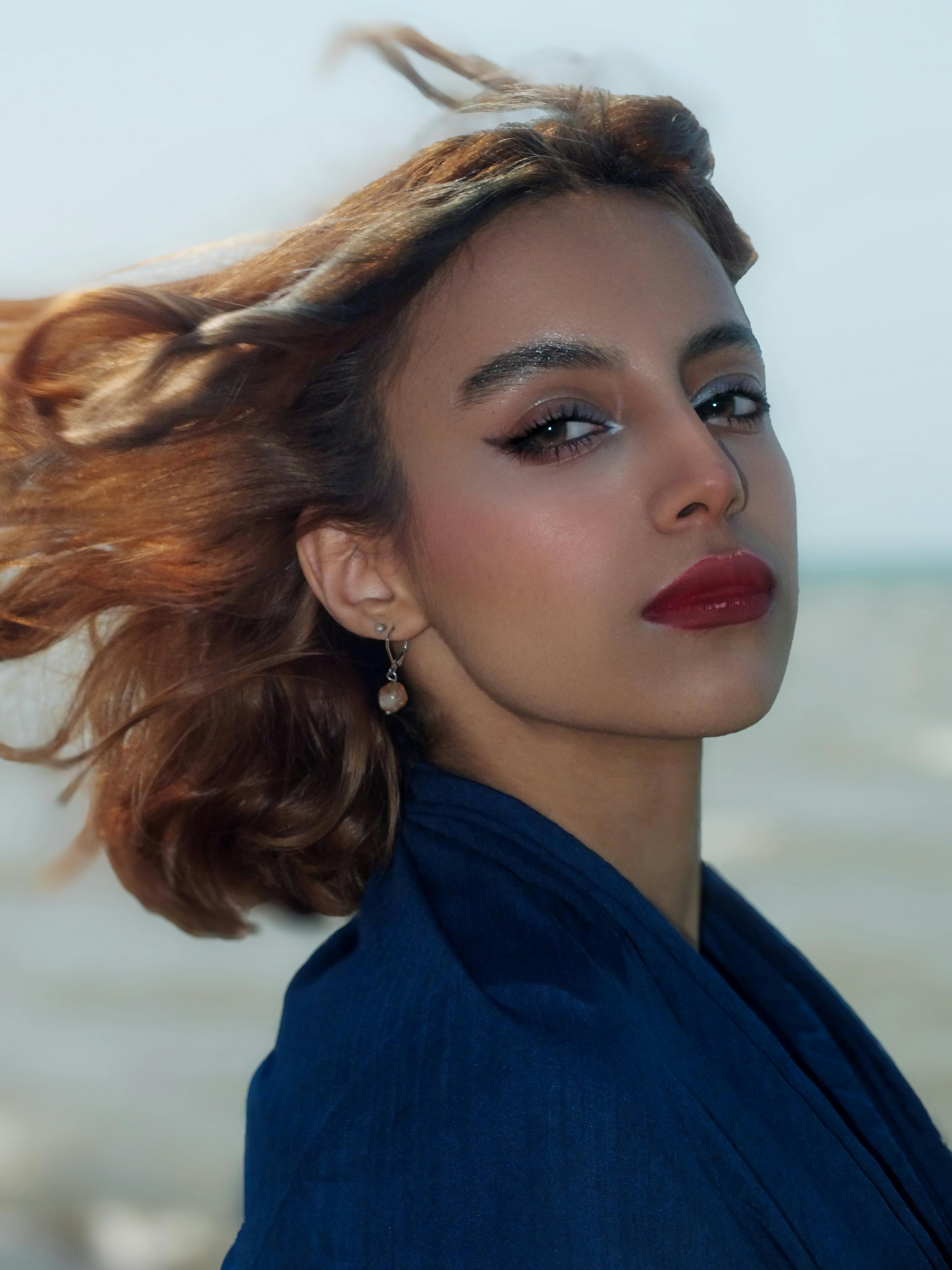 Woman Peeing Photos, Download The BEST Free Woman Peeing Stock Photos ...