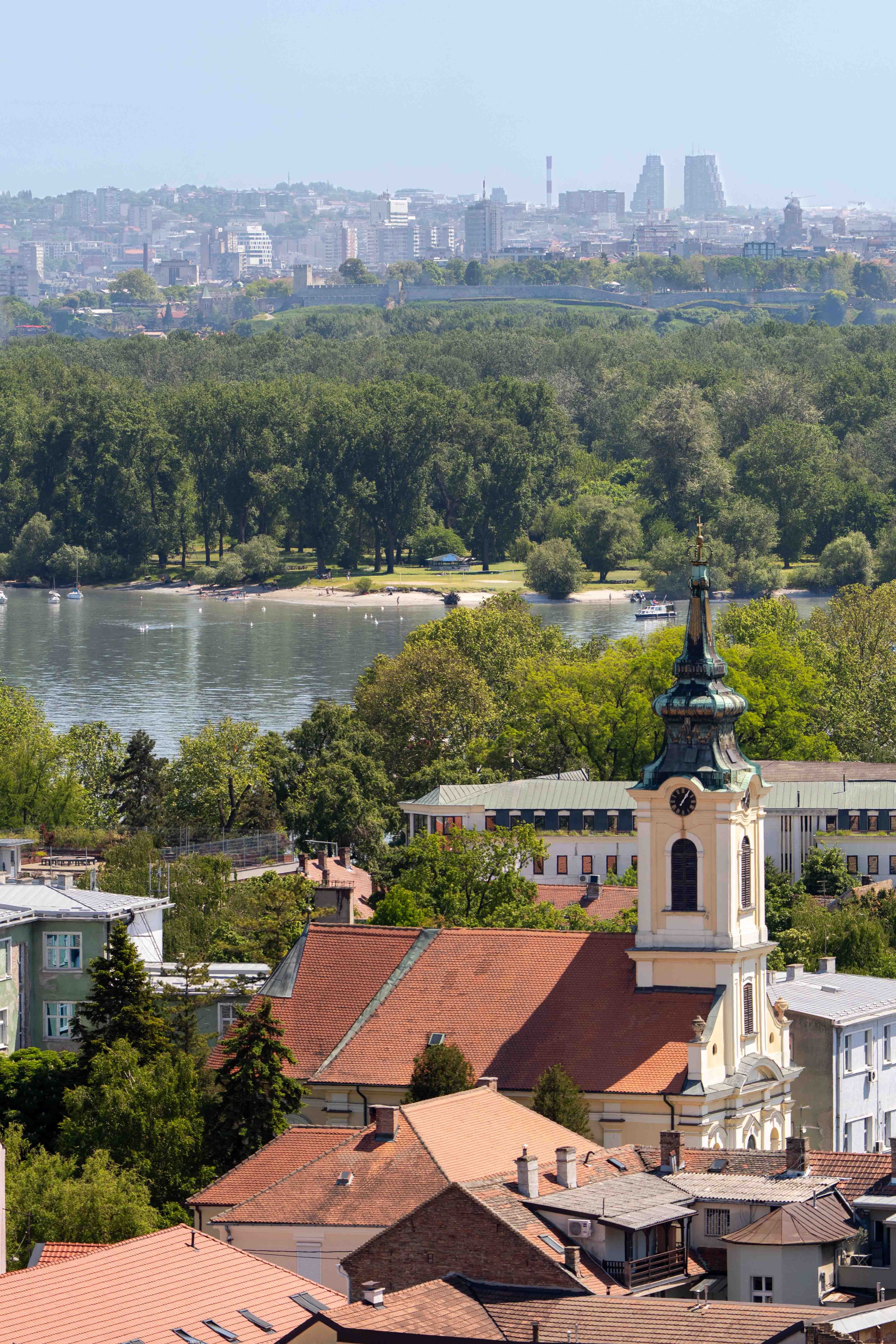 Scenic View of Danube River and Belgrade Skyline · Free Stock Photo